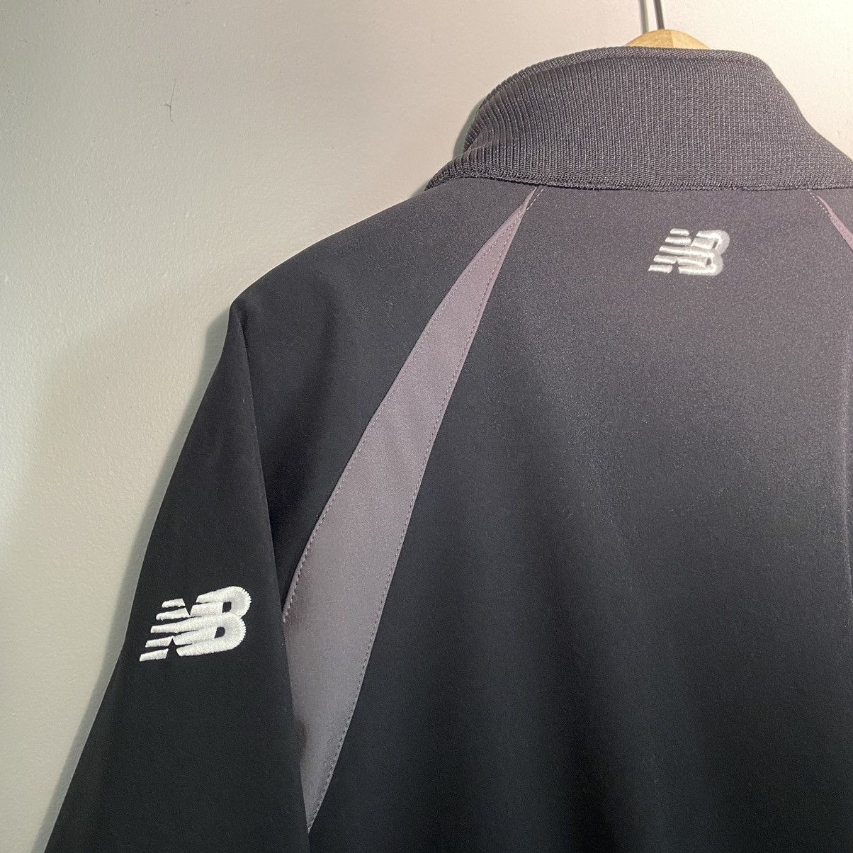 New Balance × Vintage New Balance Polyester Zip Sport Jacket RARE Black ...
