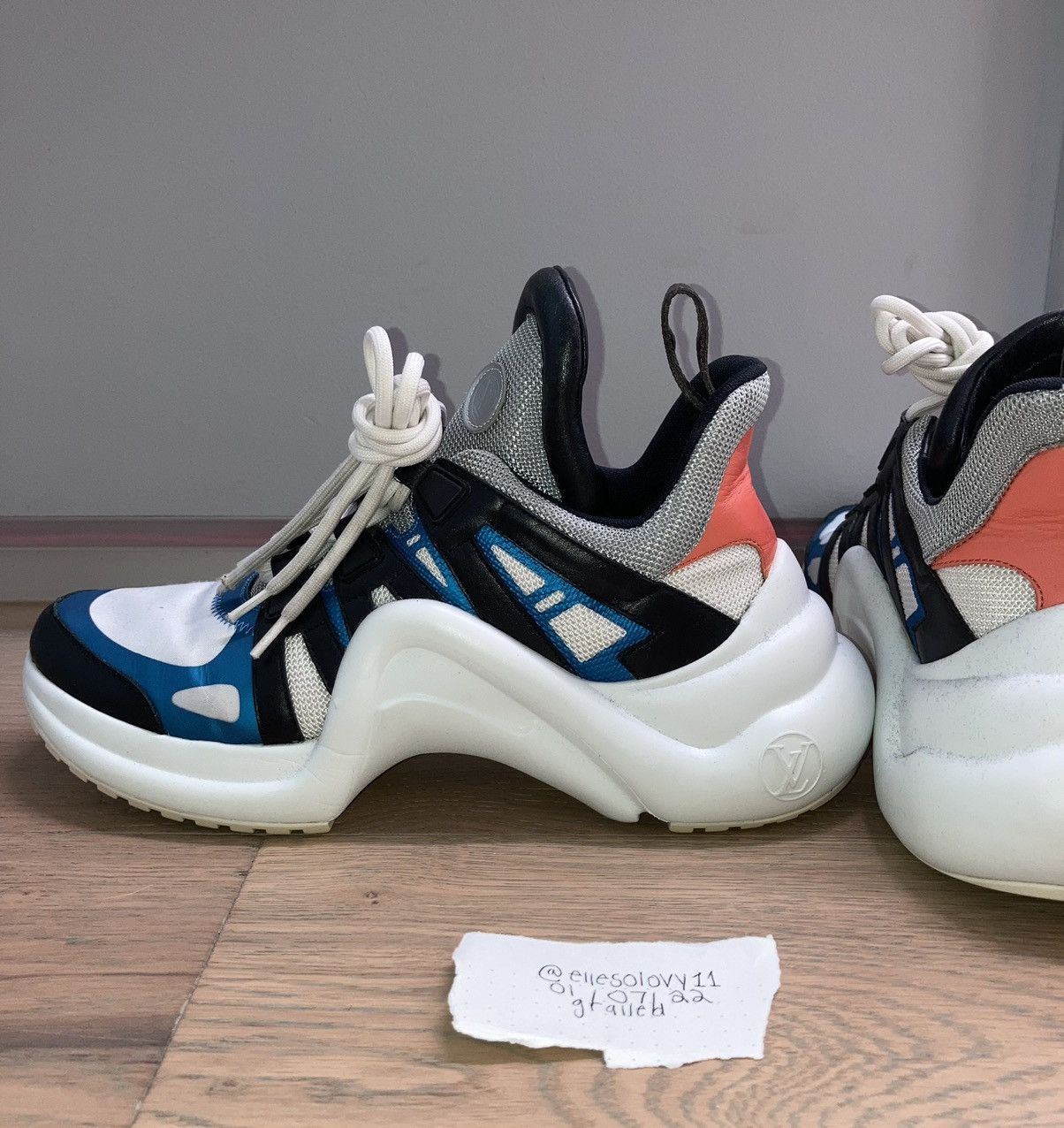 Louis Vuitton Louis Vuitton arclight Sneaker Noir Blue | Grailed