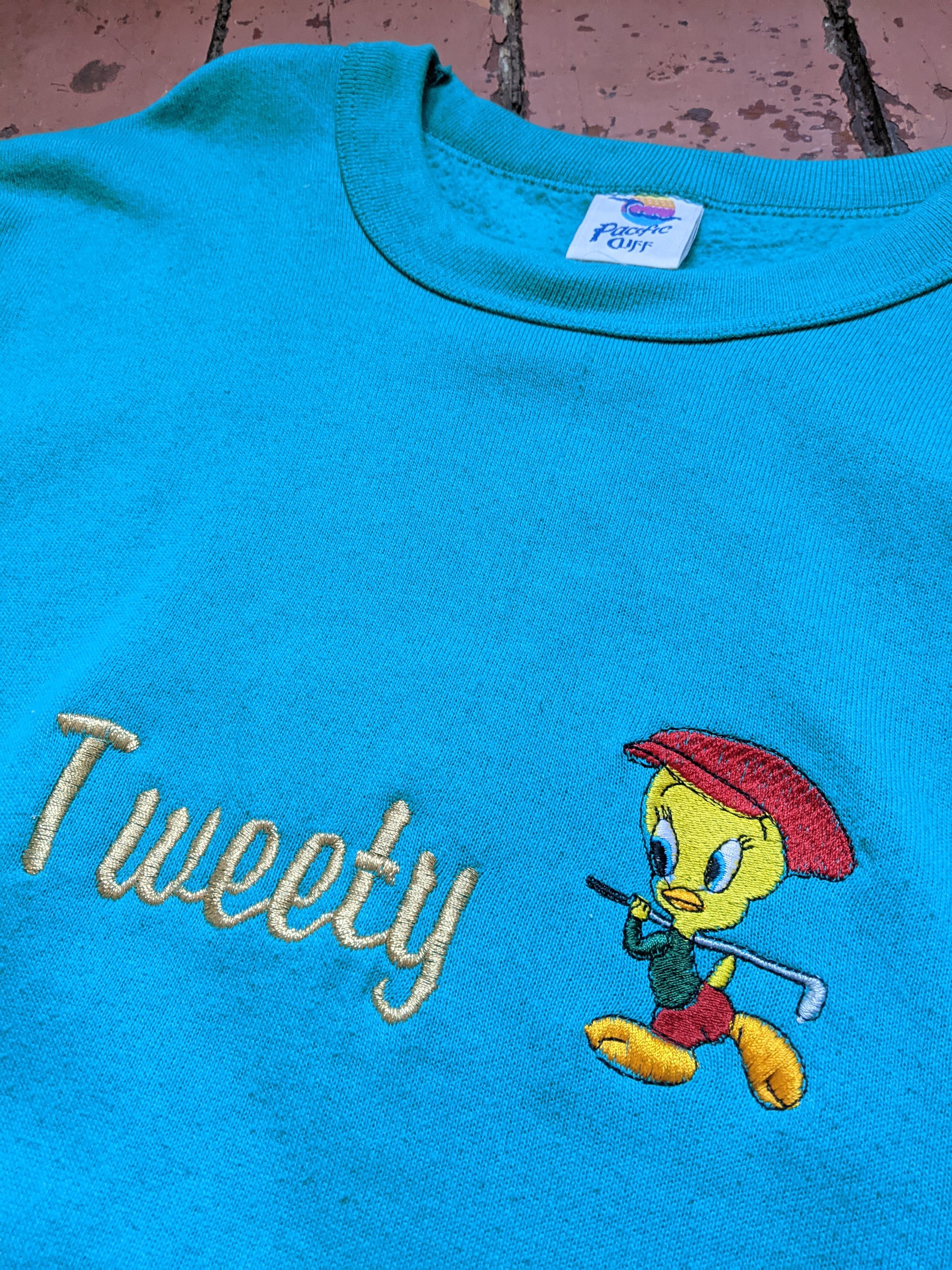 Vintage Tweety bird embroidered logo Looney Tunes Warner Bros | Grailed