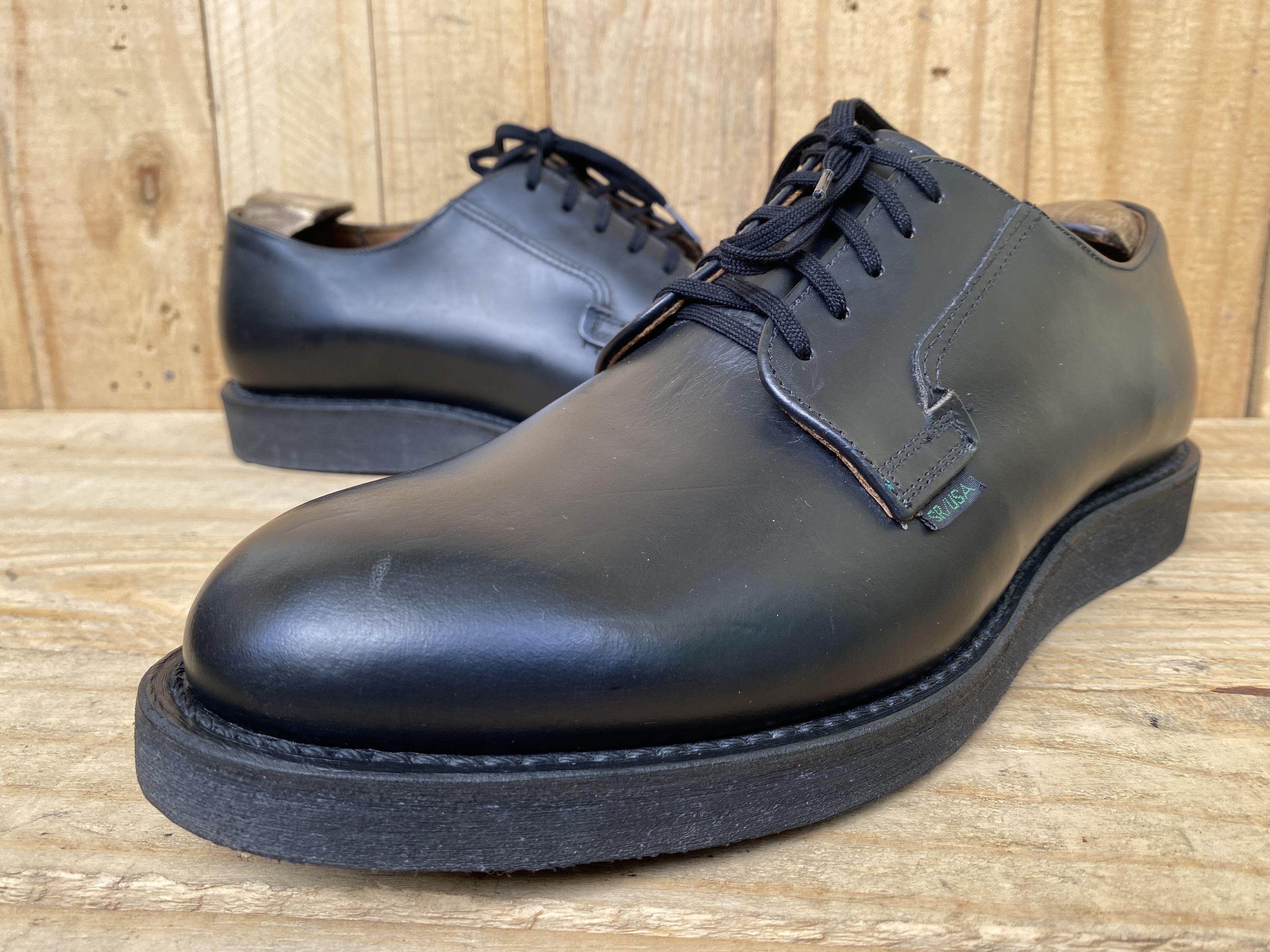 Red Wing Red Wing Heritage Postman Oxford Black, Chaparral Leather ...