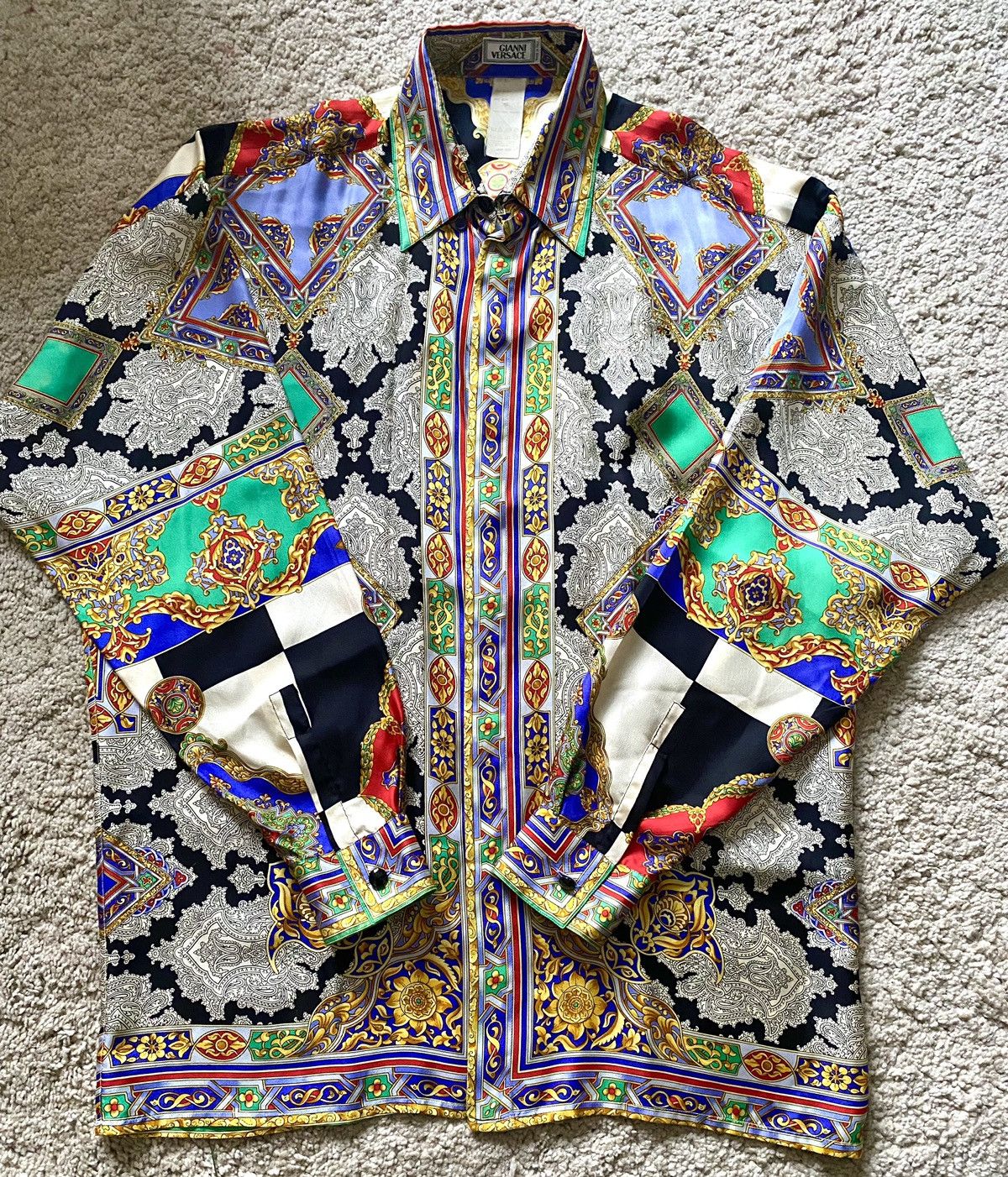 Versace Gorgeous Silk Versace Button up Shirt | Grailed