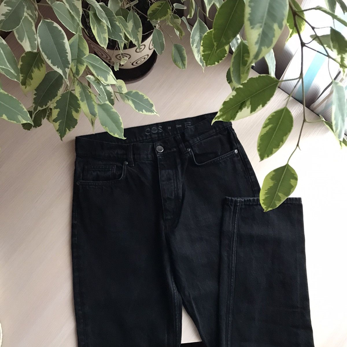 Cos COS CROPPED JEANS | Grailed