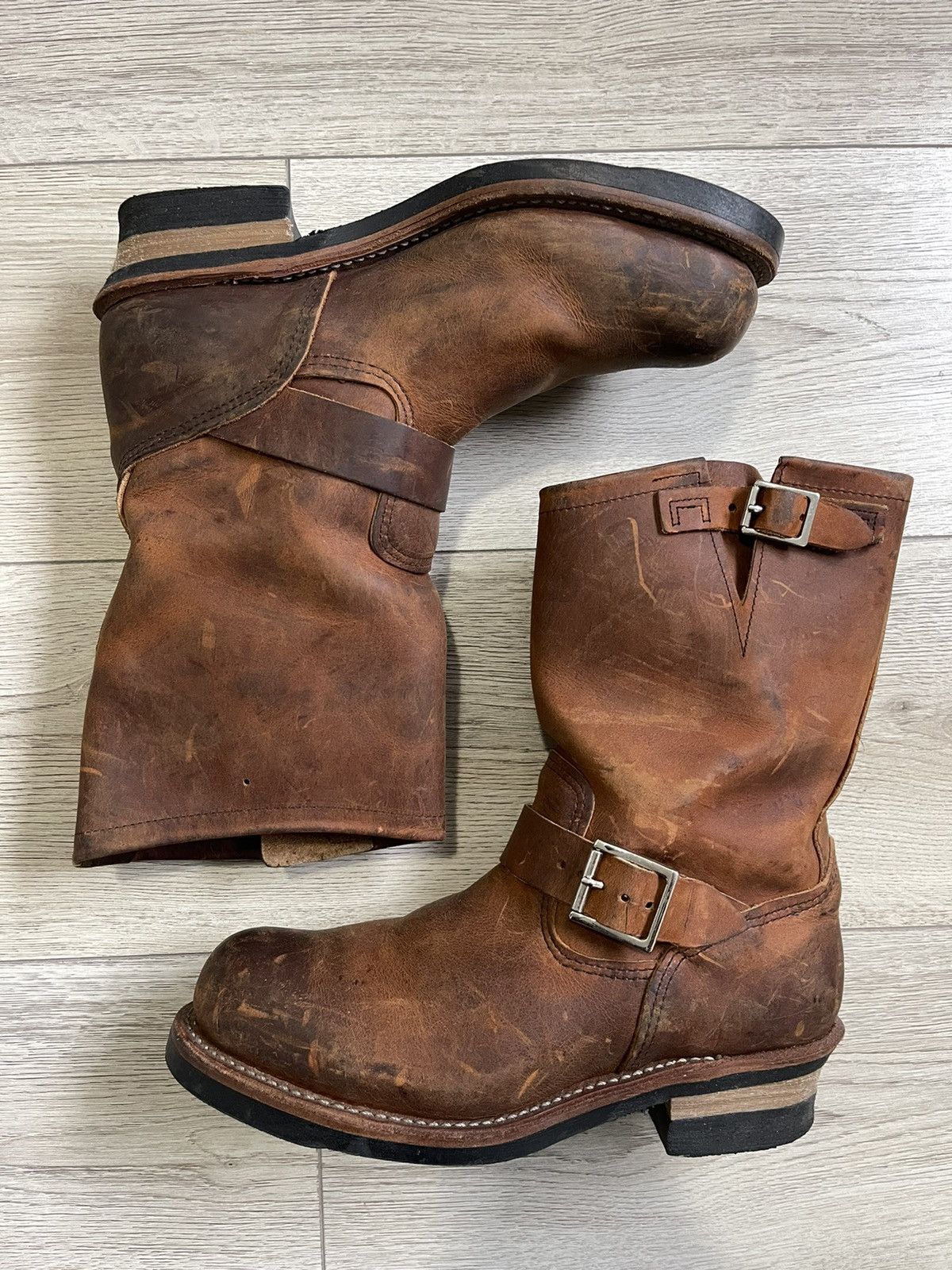 Red Wing Red Wing Heritage 2972 Engineer Leather Boots 8D | Grailed