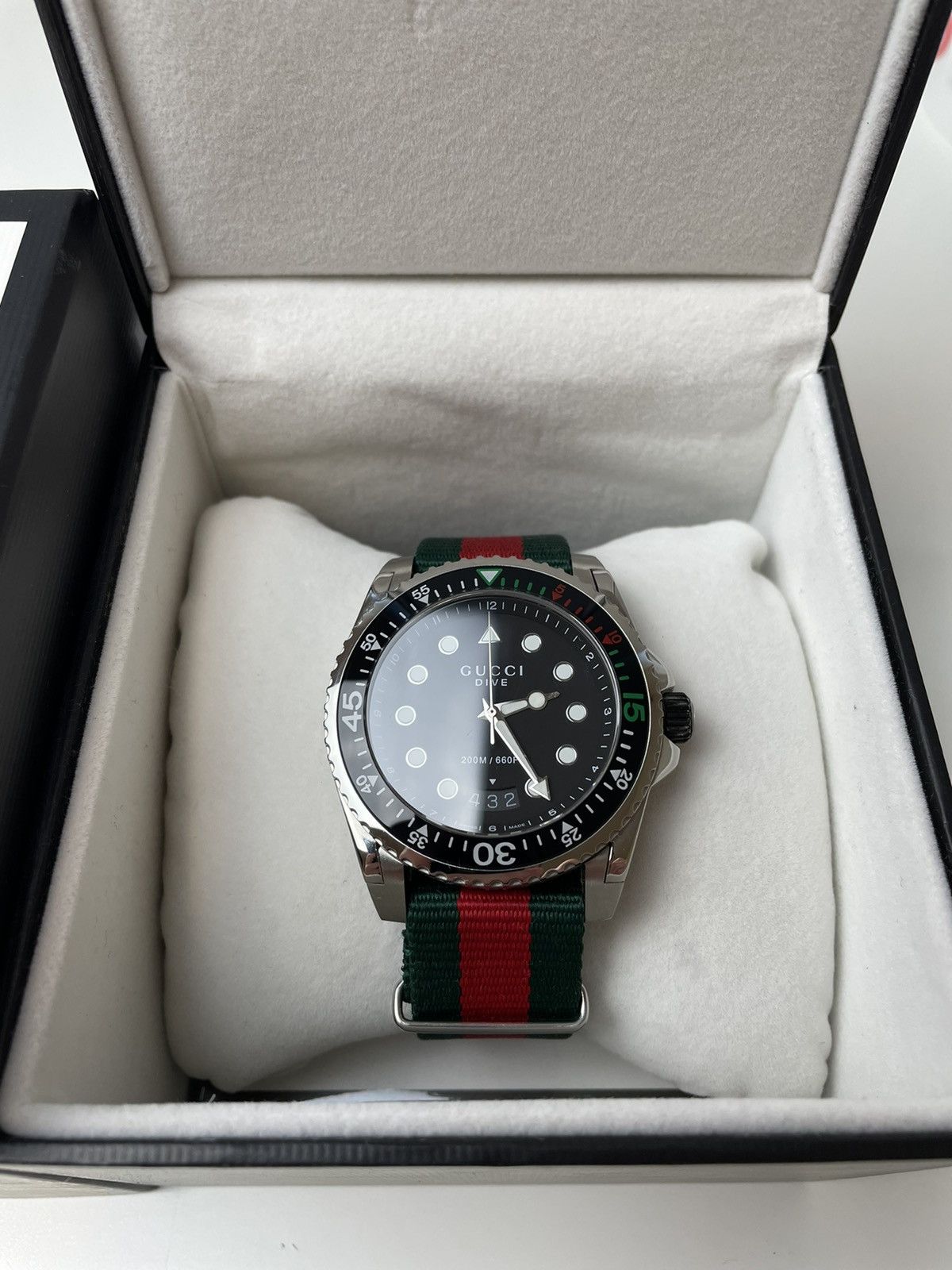Gucci Gucci Men's Dive Watch 44mm YA136209 Red/Green Nylon Strap | Grailed
