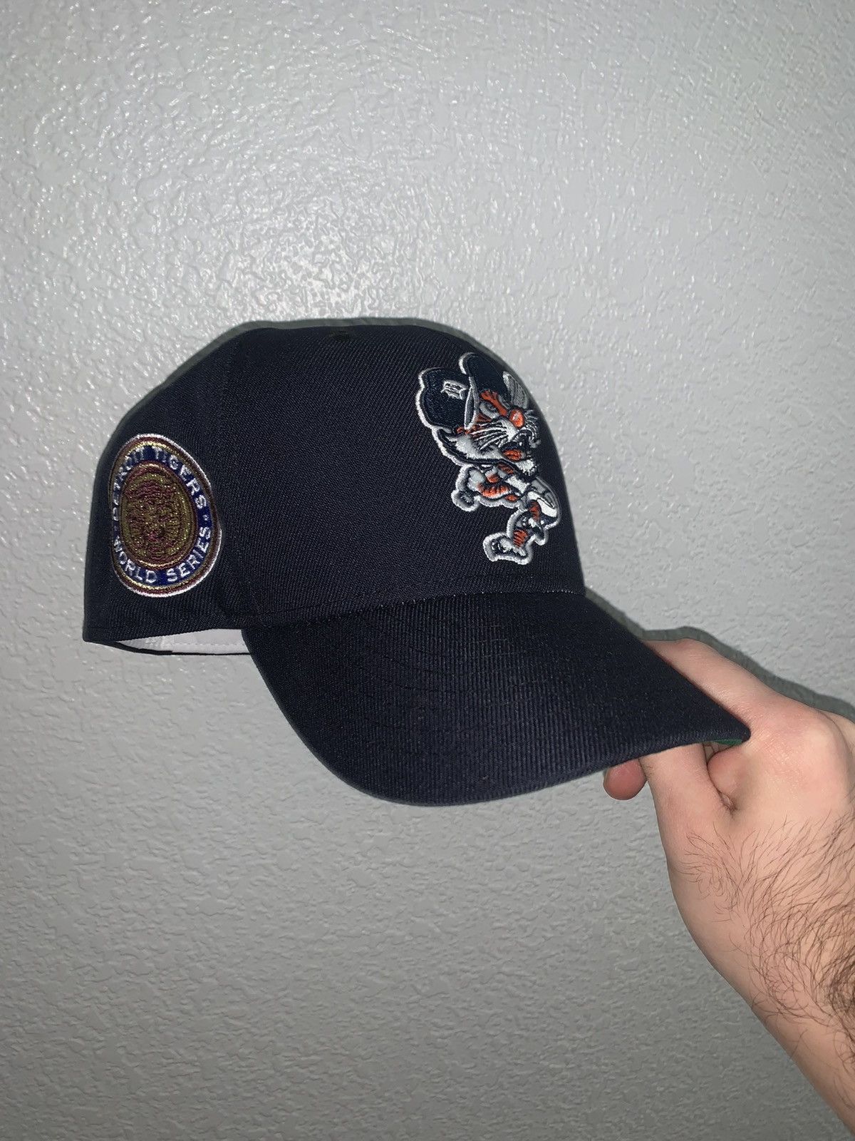 New Era Detroit Tigers 7 1/4 Coked Out Tiger Hat Club | Grailed