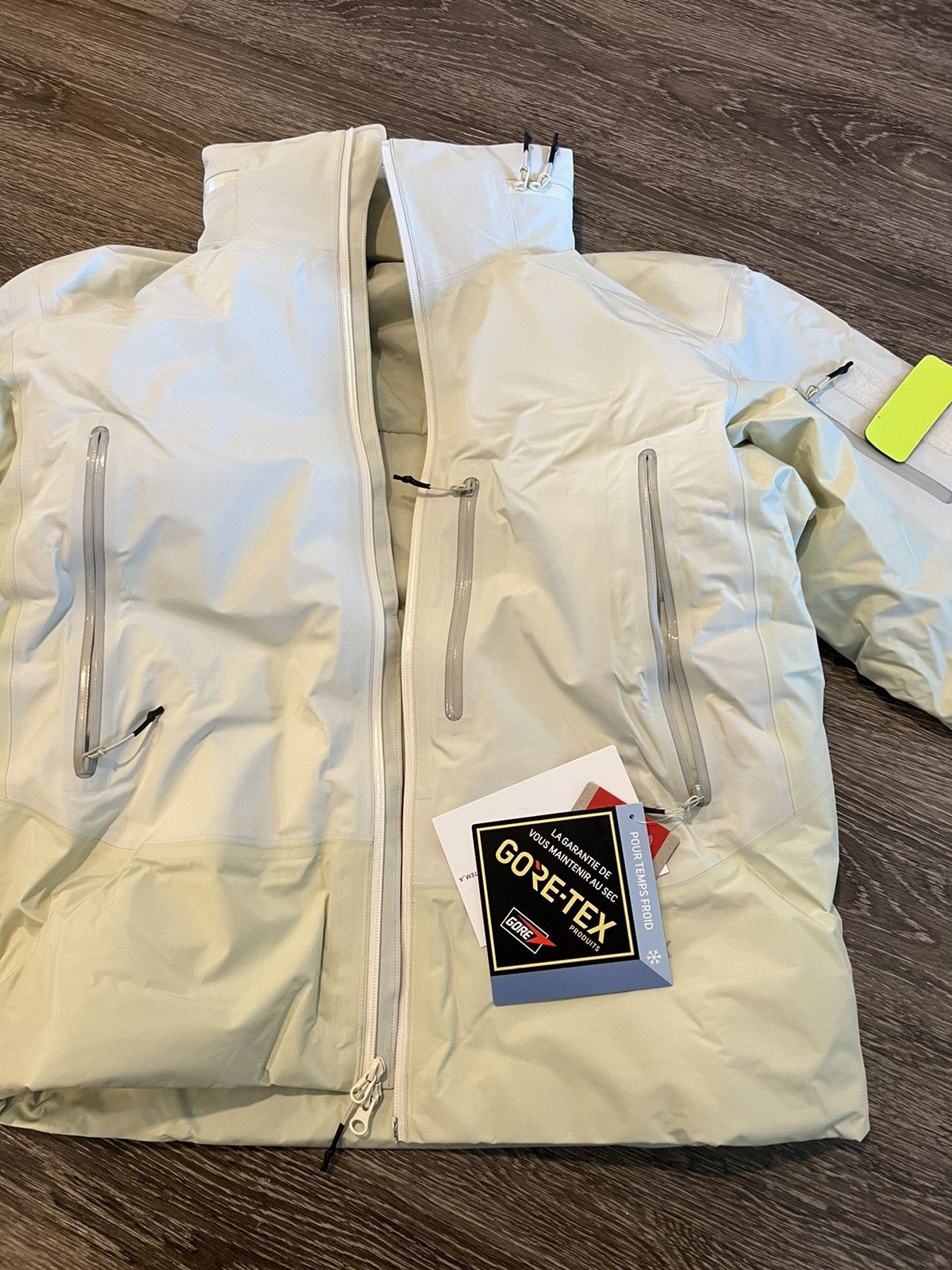 Arc'teryx Arcteryx System A axis insulated Jacket Sz Medium | Grailed