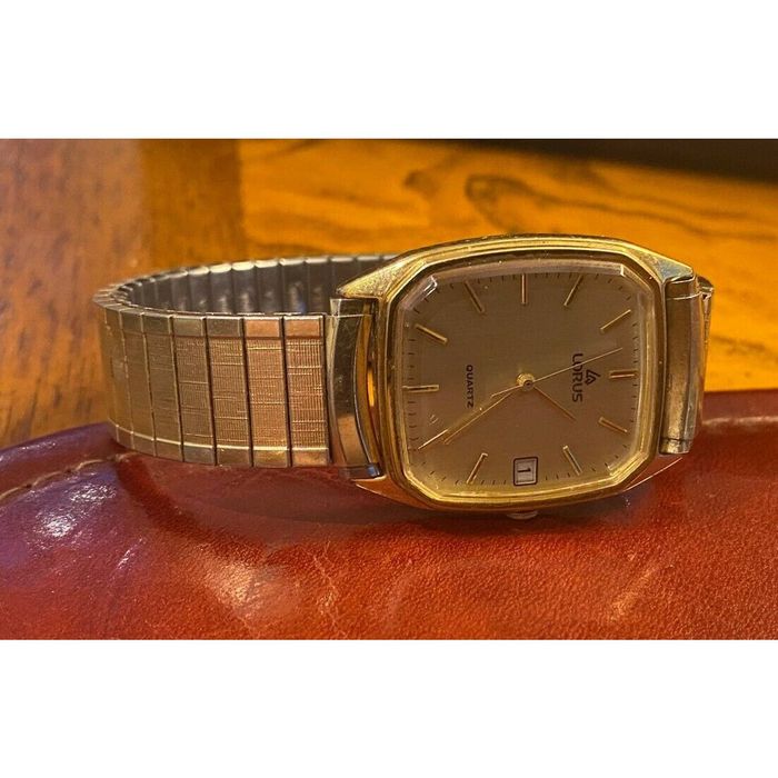 Seiko VTG Men's Lorus Gold Tone Watch, Y142-5020, Expansion Band | Grailed
