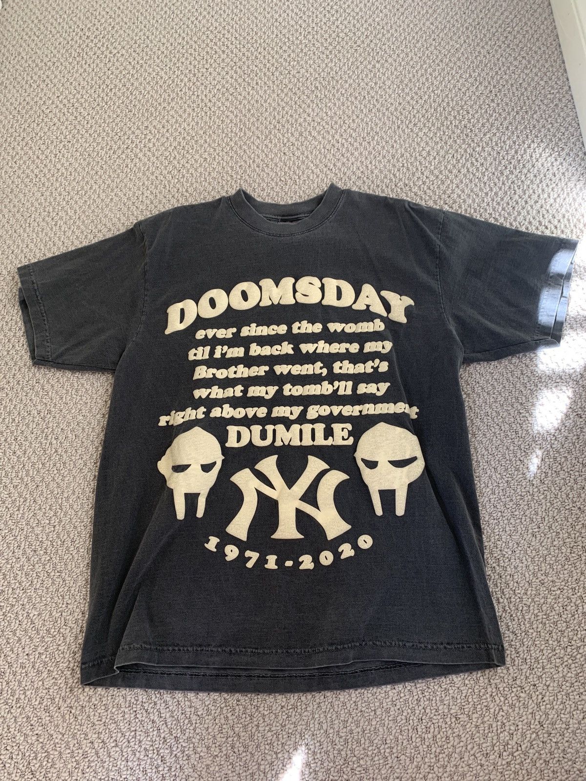 MF Doom × Streetwear × Vintage MF DOOM Memorial Rap Tee Puff Print ...