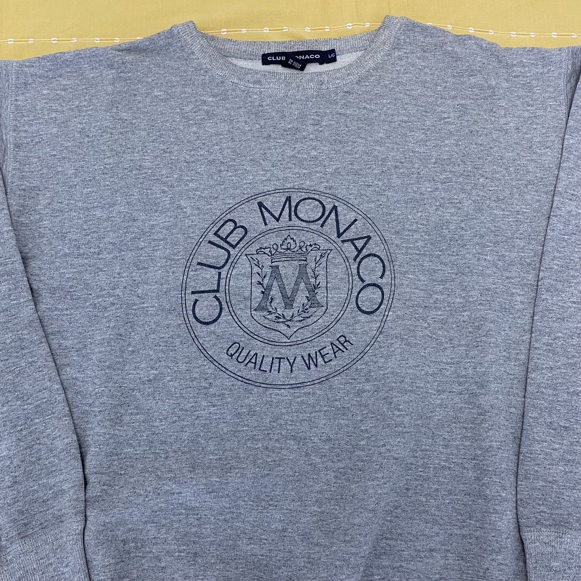 Club Monaco × Streetwear × Vintage Vintage 90s Club Monaco Crest Logo ...