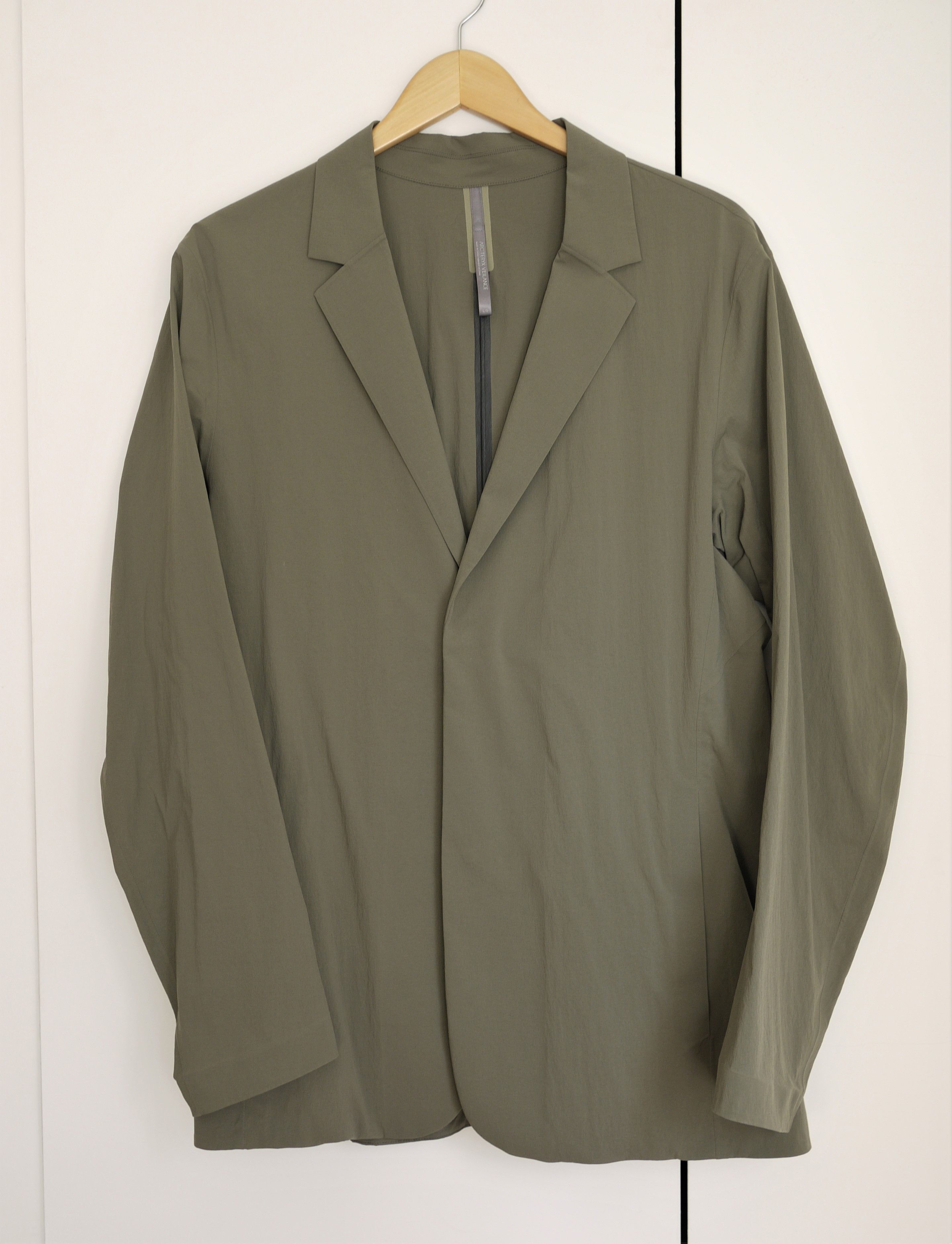 Veilance Veilance Blazer LT size Large | Grailed