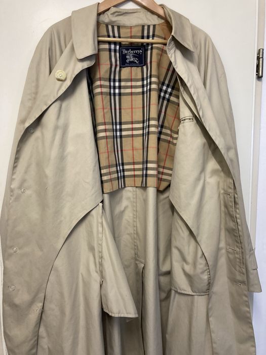 Burberry Vintage 90s Oversized Burberry Raincoat | Grailed