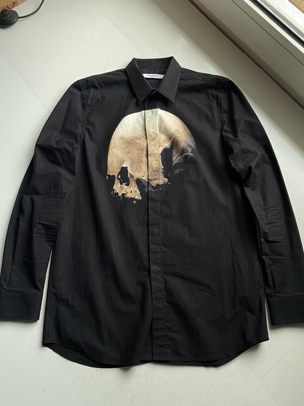 Givenchy 100% Authentic GIVENCHY "SKULL" Riccardo Tisci Shirt Black ...