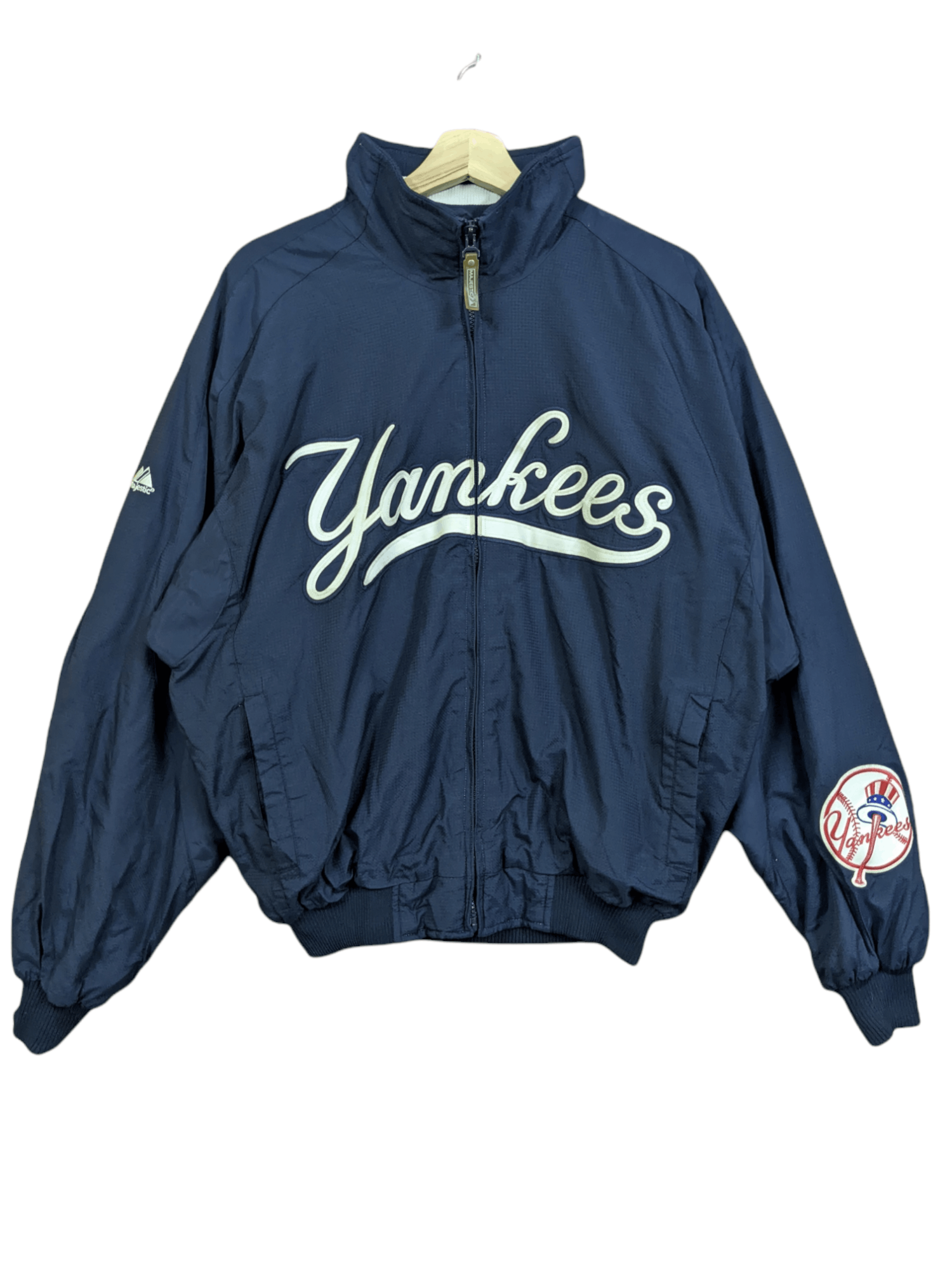 MLB × Majestic Majestic x yankees Bomber Puffer Jacket Very Rare | Grailed