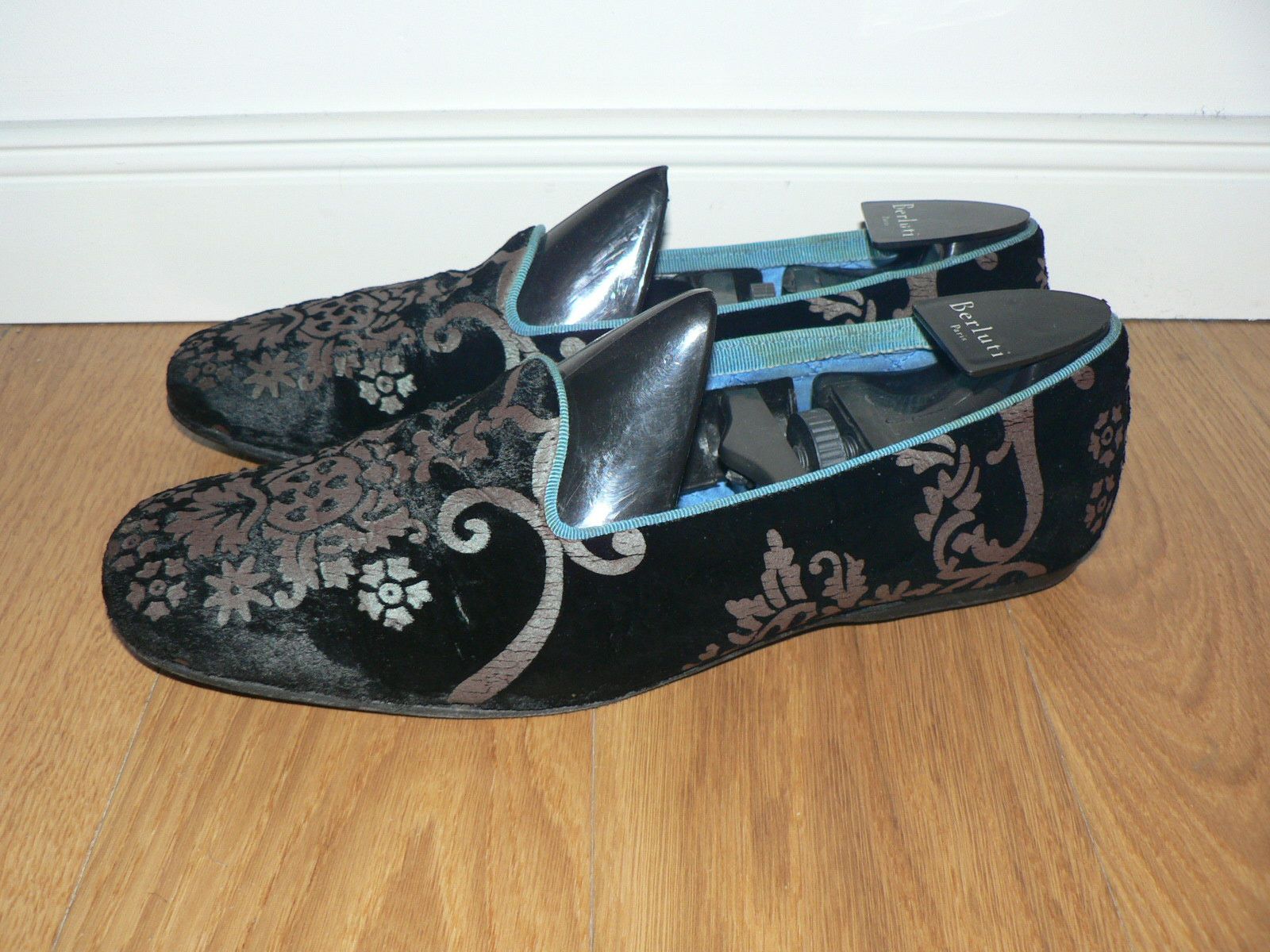 Gucci Gucci by Tom Ford SS2000 Runway Velvet Damask Slippers 41E | Grailed