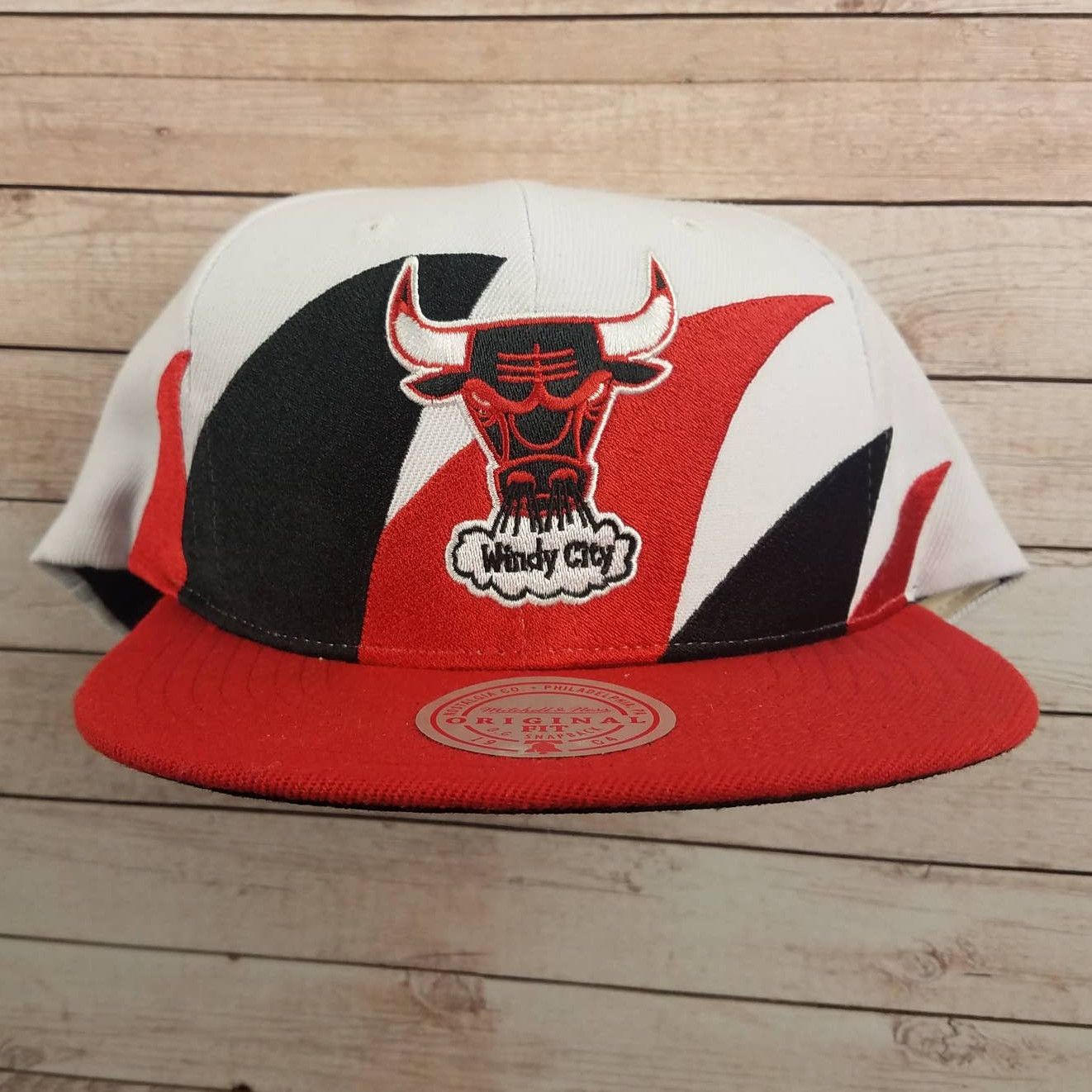 Mitchell & Ness New Chicago Bulls NBA Double Shark Tooth Snapback Hat ...