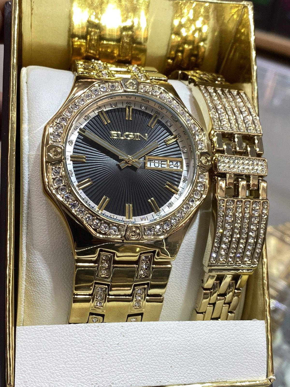 Johnstons Of Elgin Elgin Large Watch Men Size 45 mm diameter w ...