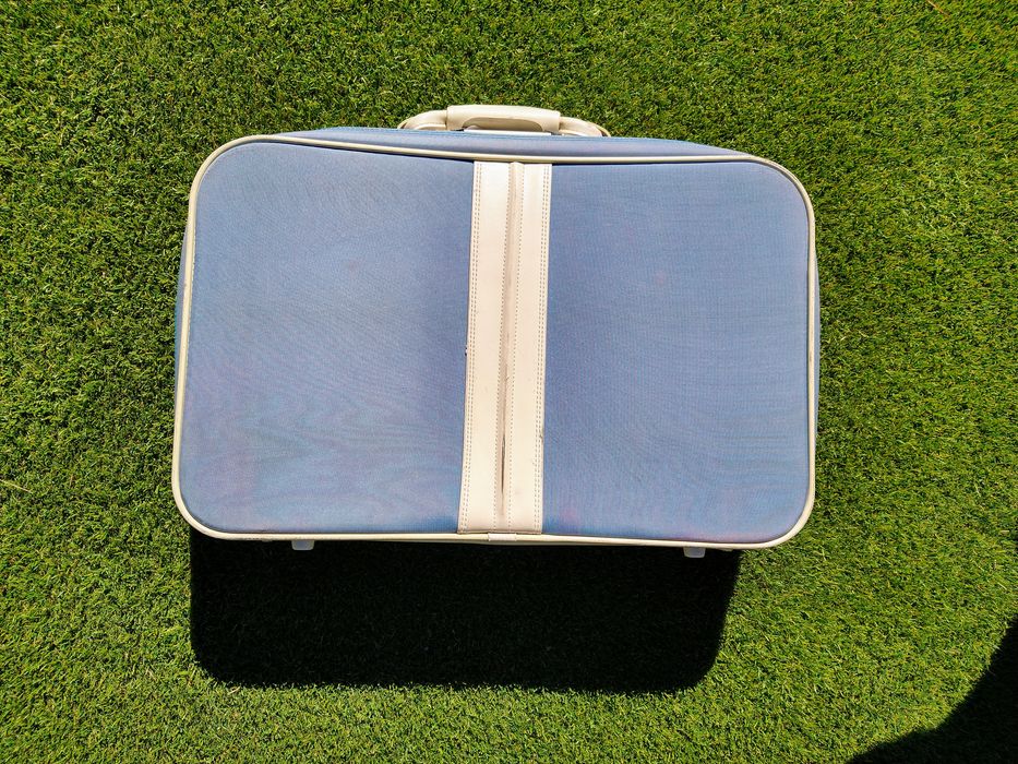 Vintage Ambassador Antique 1970's Soft Suitcase Vintage Luggage Bag ...