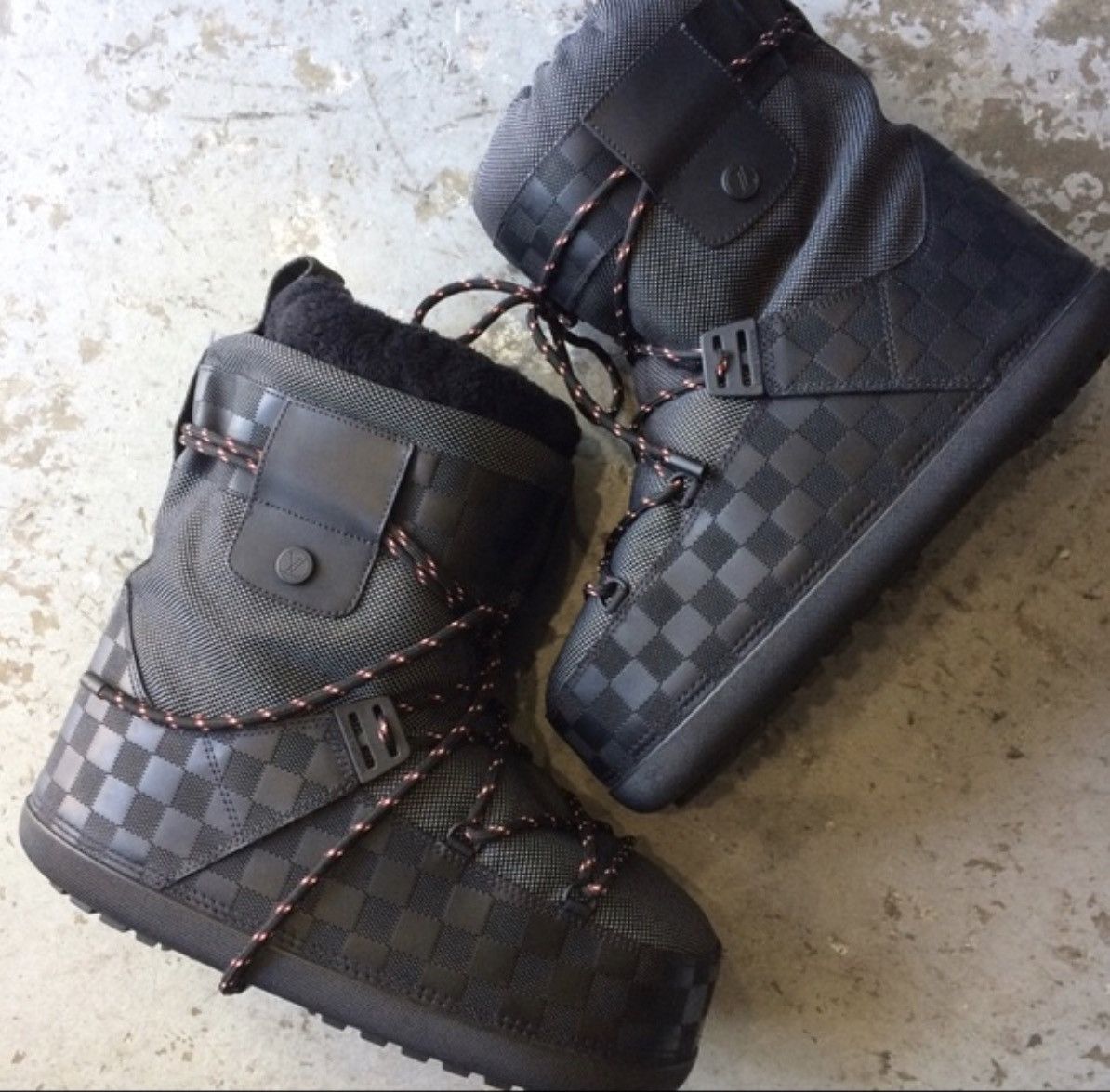 Louis Vuitton Louis Vuitton Snow Storm gray Damier moon boots | Grailed