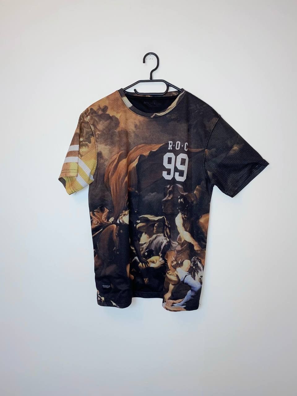 Rocawear × Vintage Rocawear ROC 99 jersey black logo t-shirt | Grailed