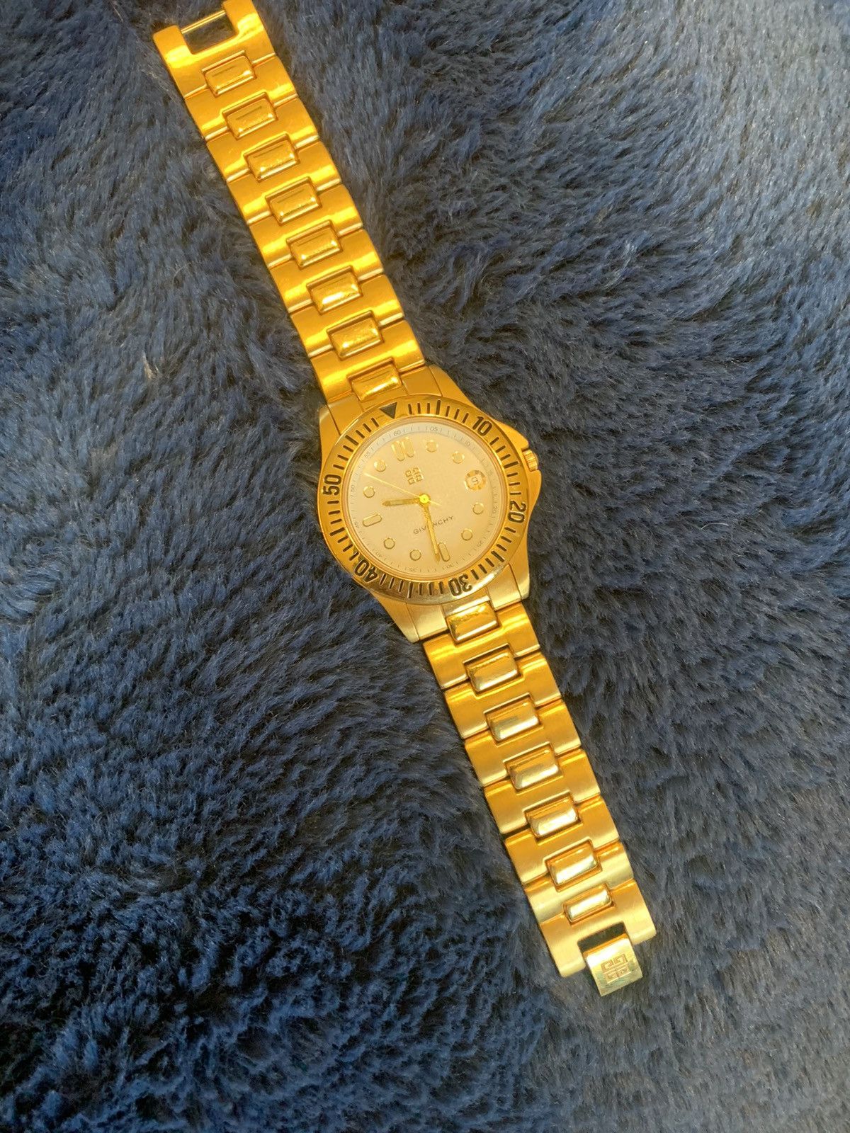 Givenchy Givenchy Gold watch | Grailed