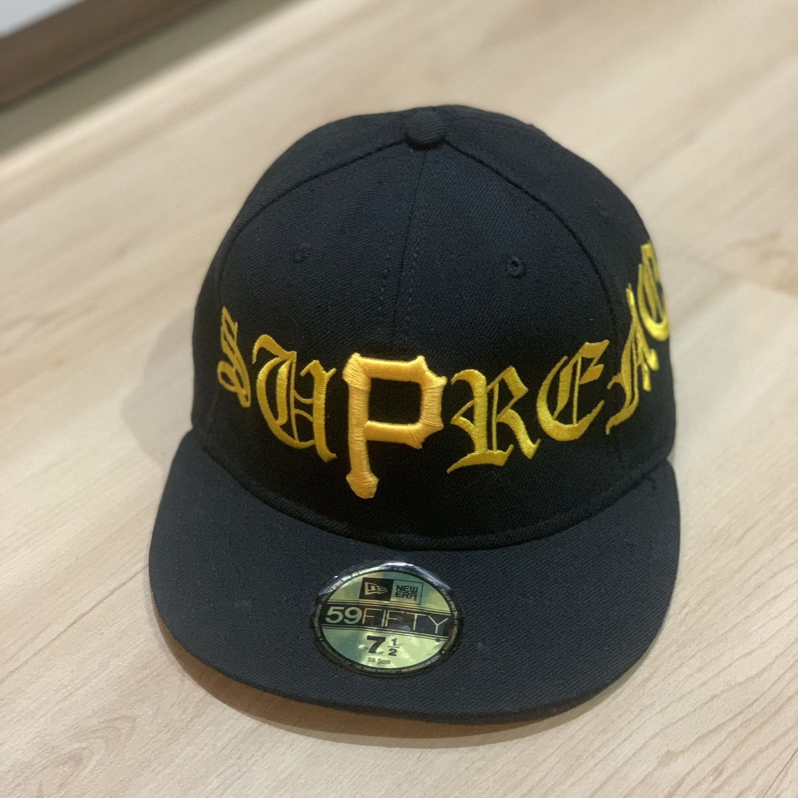 Supreme Supreme New era Harlem Pirates 2007 Rare ! supreme box logo ...