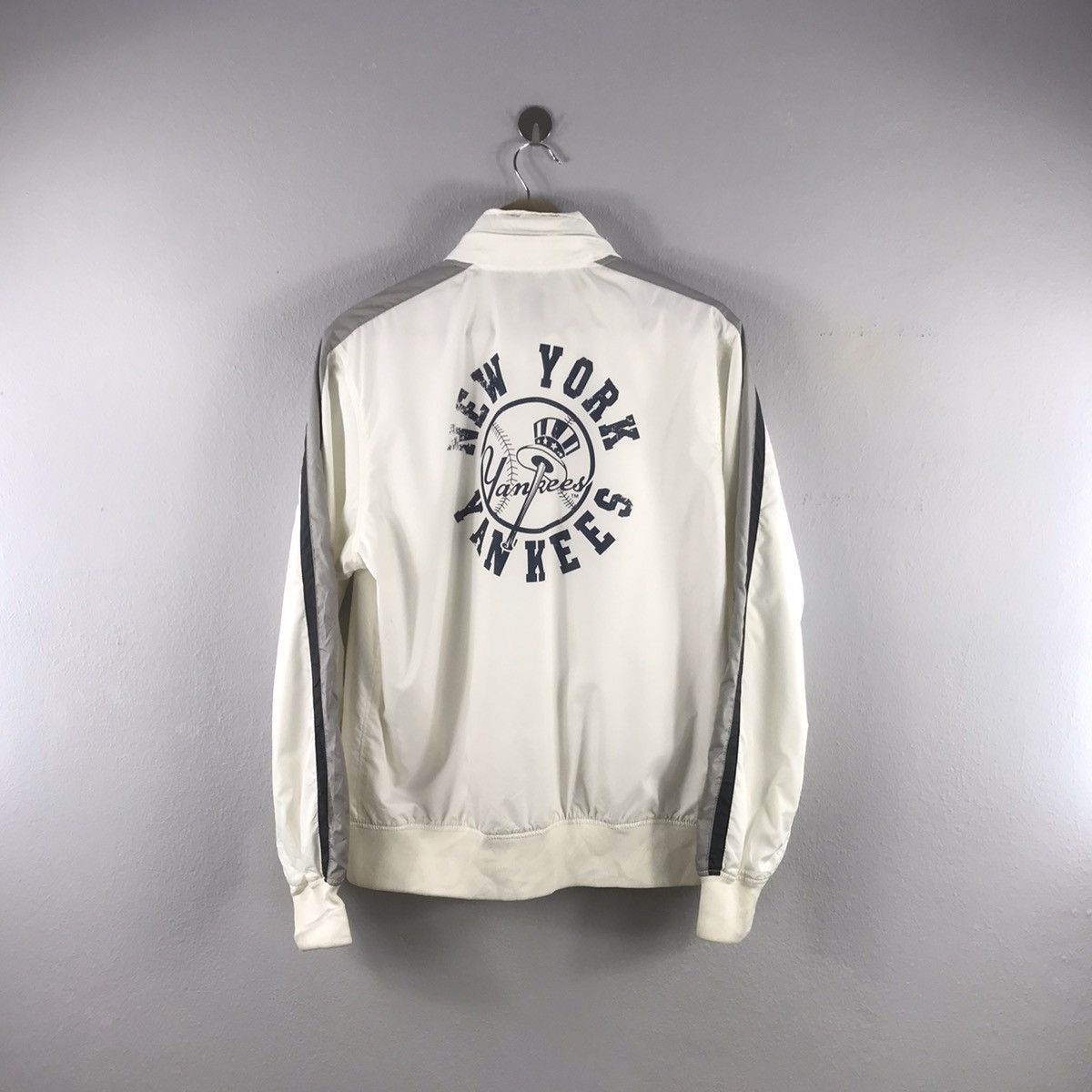 MLB × Uniqlo × Yankees New York Yankees Major League Baseball Uniqlo ...