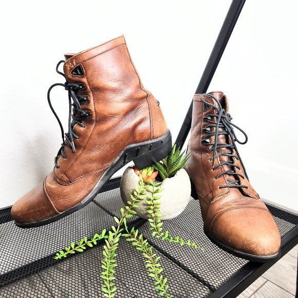 Ariat Ariat ATS Technology Brown Distressed Leather Boots SZ 10B | Grailed