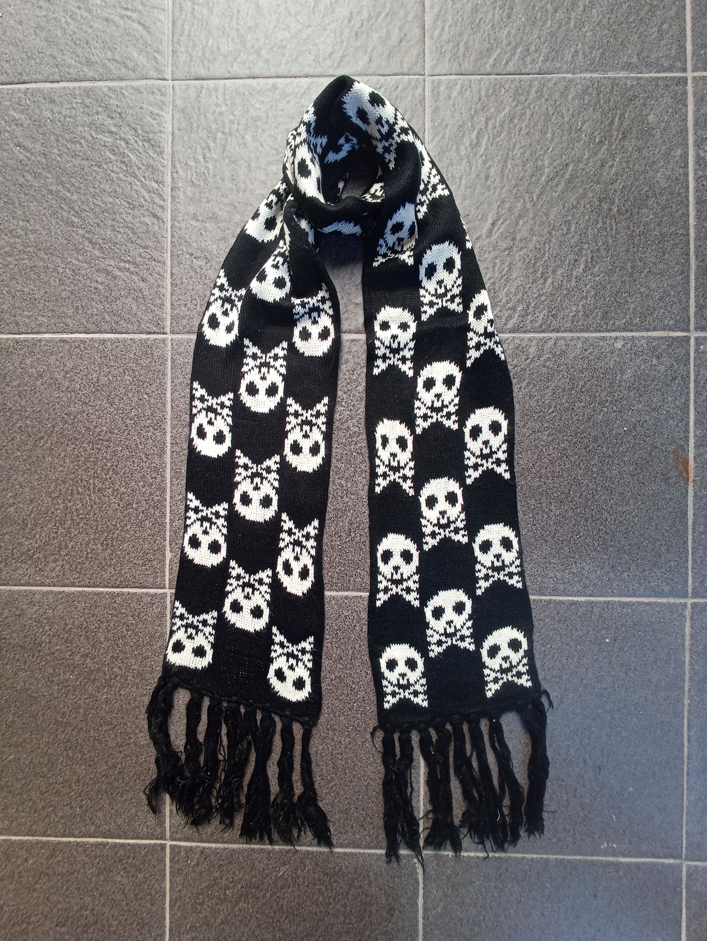 Other × Skulls × Streetwear 💞FINAL DROP 💞Skull scarf design - SC074 ...