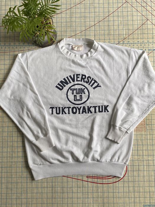 Vintage Vintage Tuk U University of Tuktoyaktuk Collegiate Crewneck ...