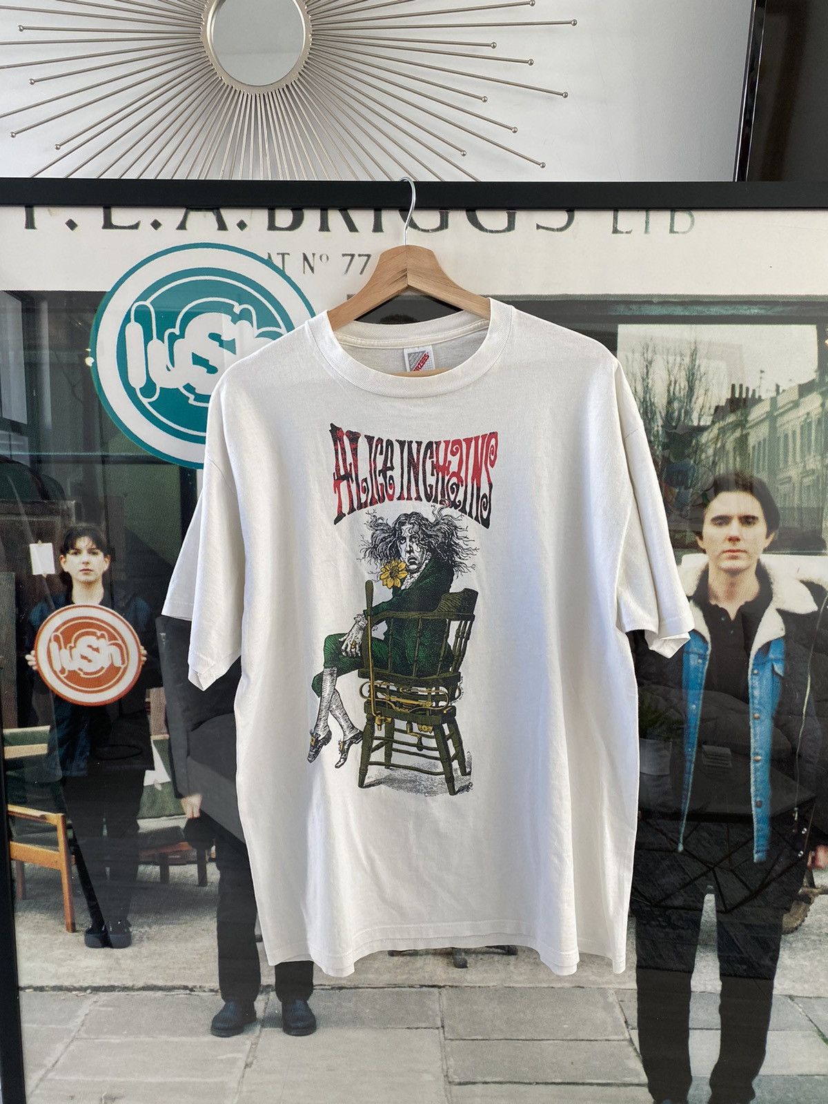 Vintage 1992 Alice In Chains Angry Chair shirt | Grailed