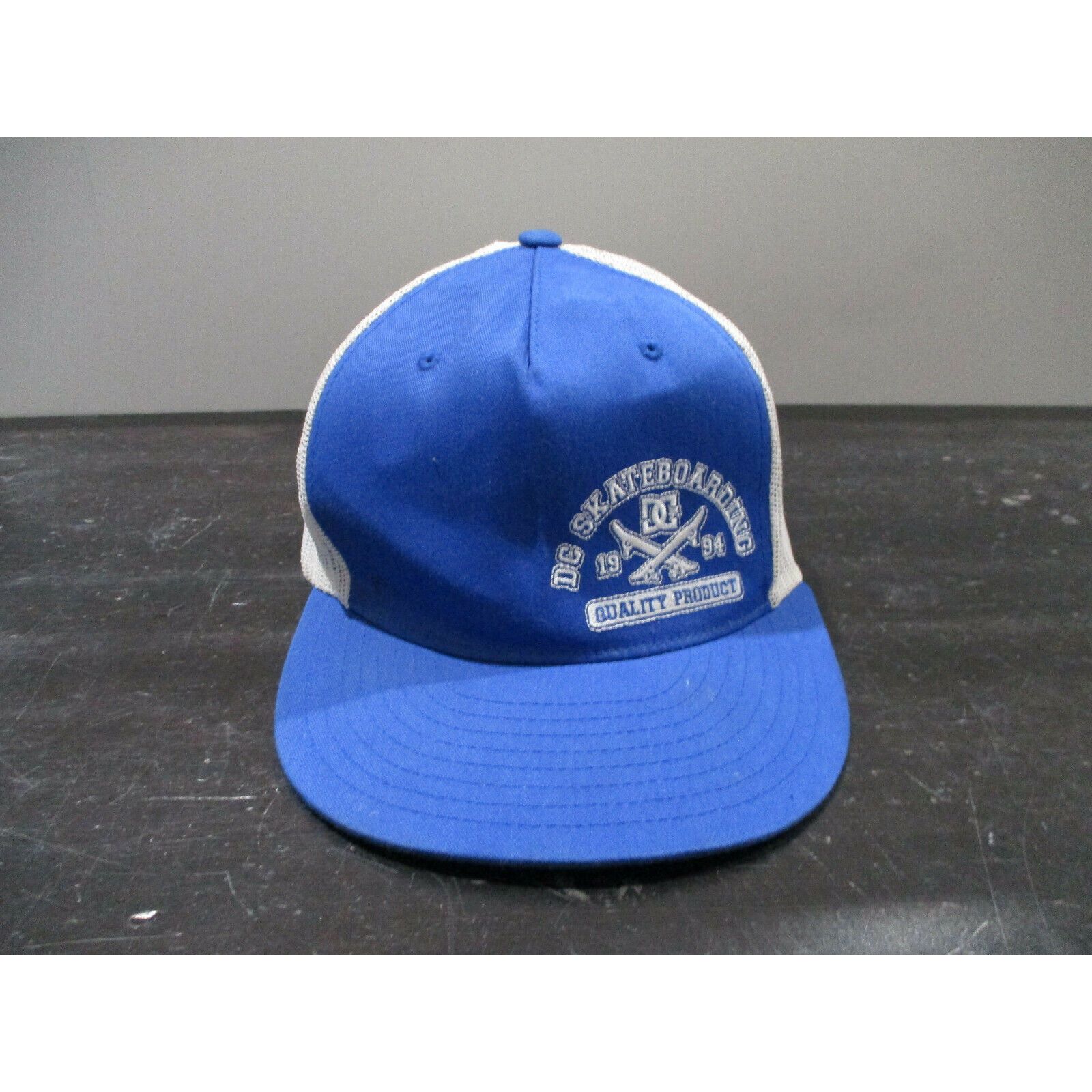 DC DC Skateboard Hat Cap Snap Back Blue White Skater Trucker Mesh Mens ...