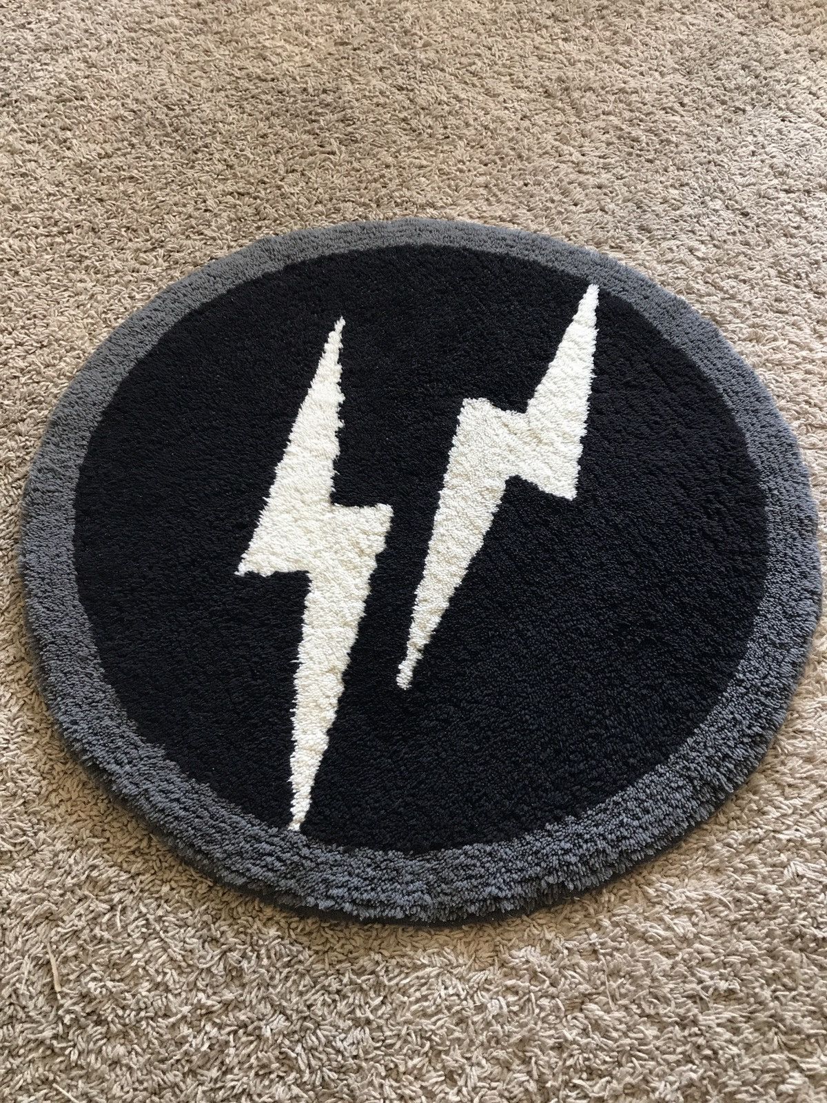 Fragment Design × Gallery 1950 Fragment Design X Gallery 1950 Rugmat ...