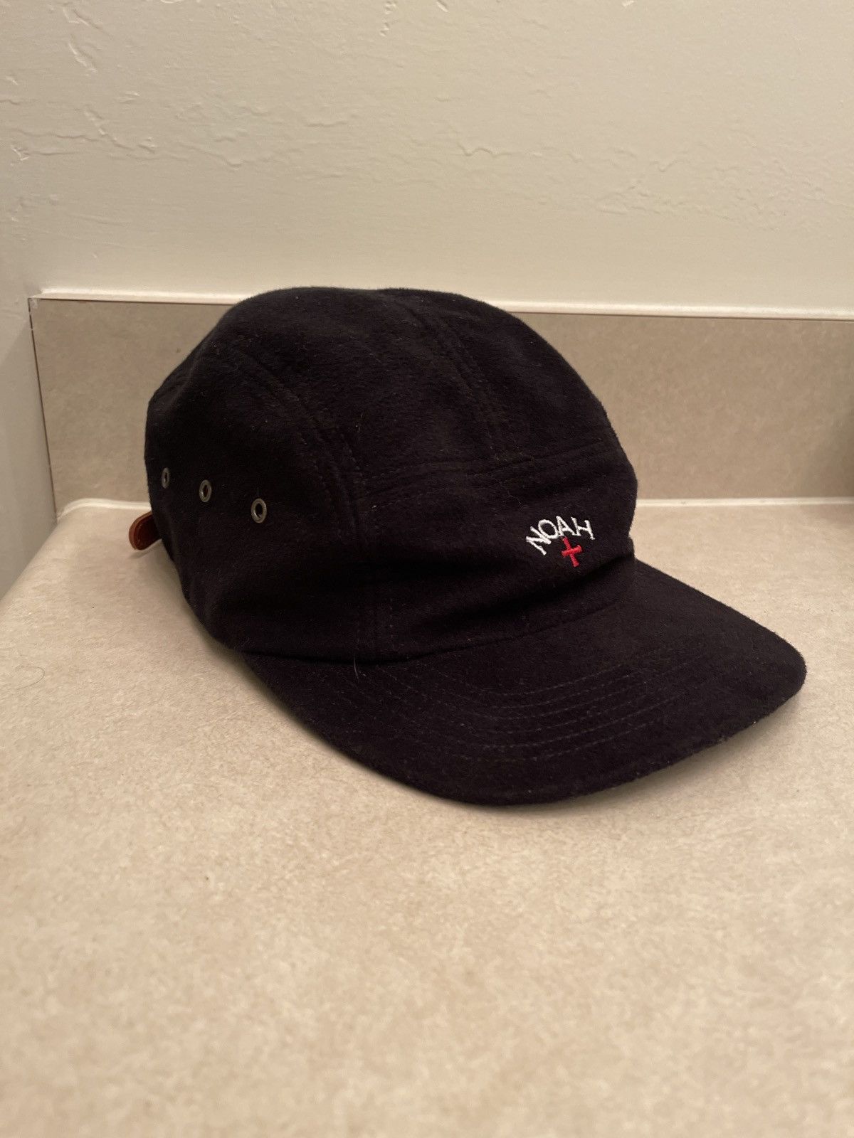 Noah Noah core logo Hemingway 6-panel hat leather | Grailed