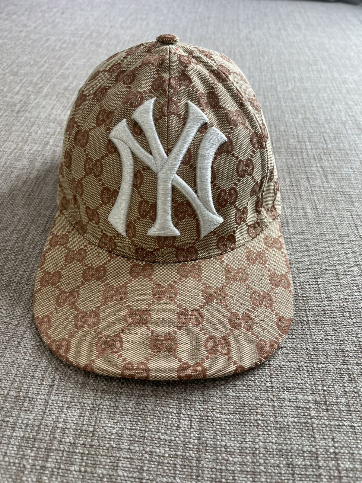 Gucci × New York Yankees Gucci Monogram Baseball Hat x New York Yankees ...