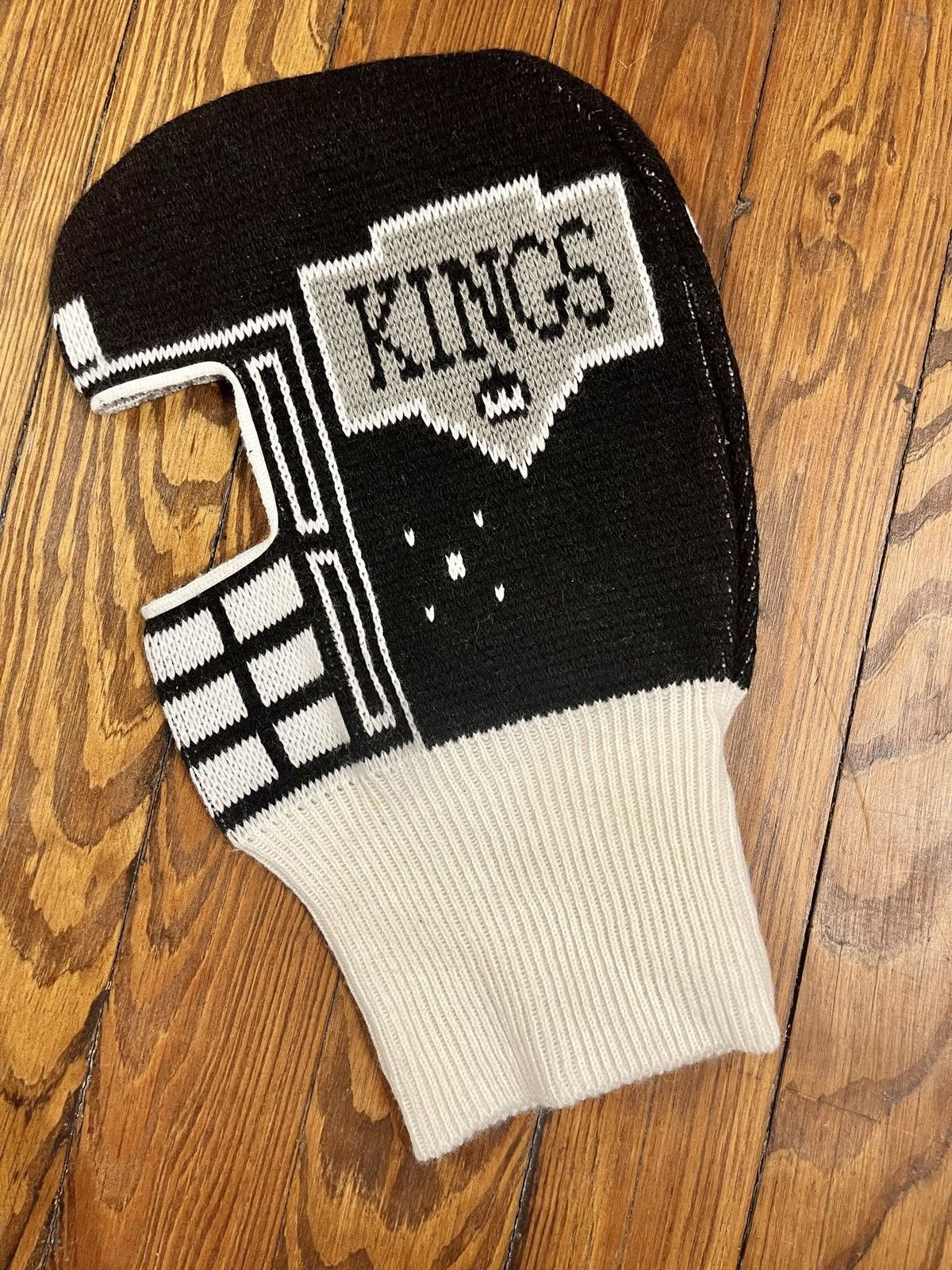 Vintage 1990 Vintage Los Angeles Kings Hockey Goalie Face Ski Mask ...