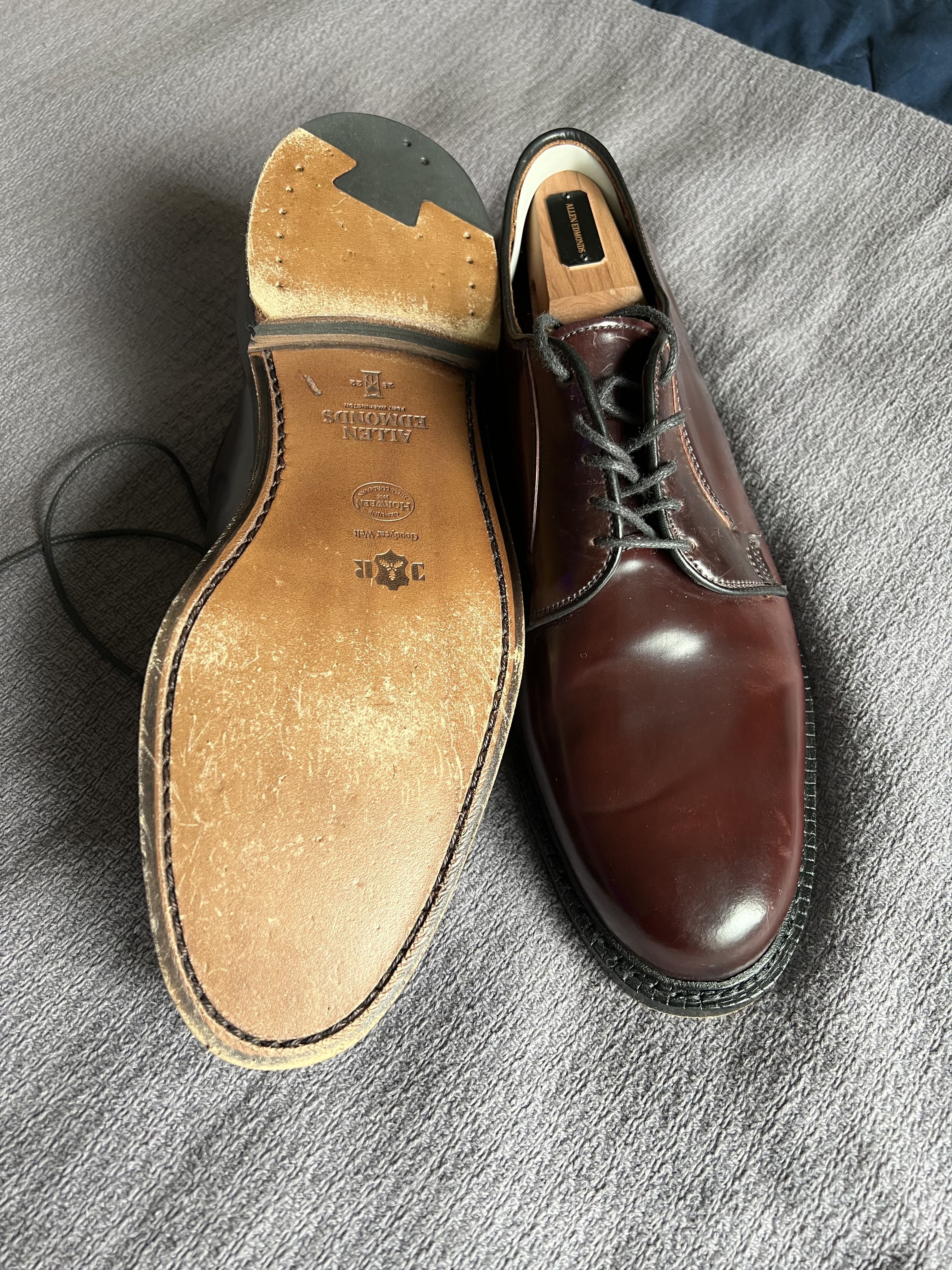 Allen Edmonds Shell Cordovan Leeds Derby | Grailed