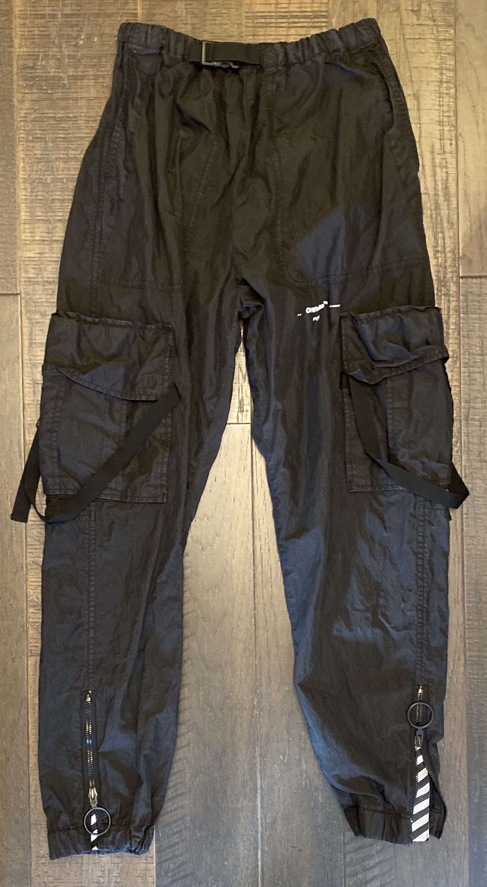 Off-White OFF WHITE c/o VIGIL ABLOH Parachute Black Cargo | Grailed