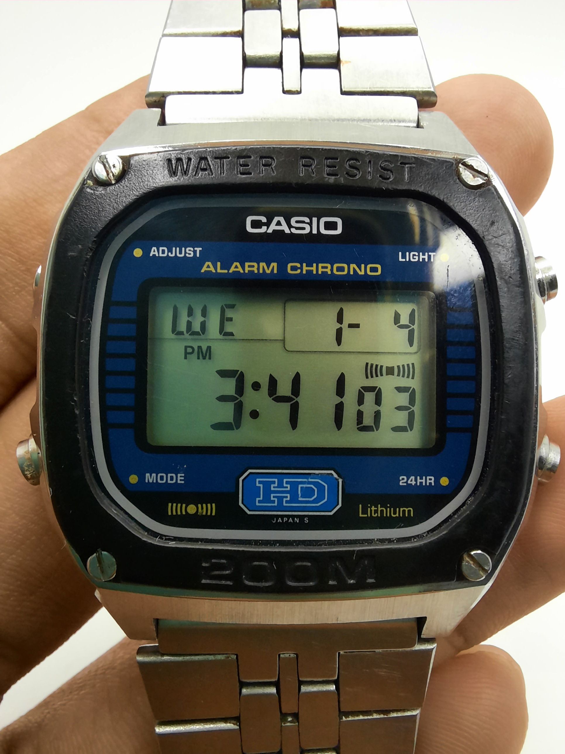 Casio × Japanese Brand Vintage Casio digital lcd watch DW-1400 HD 200m ...