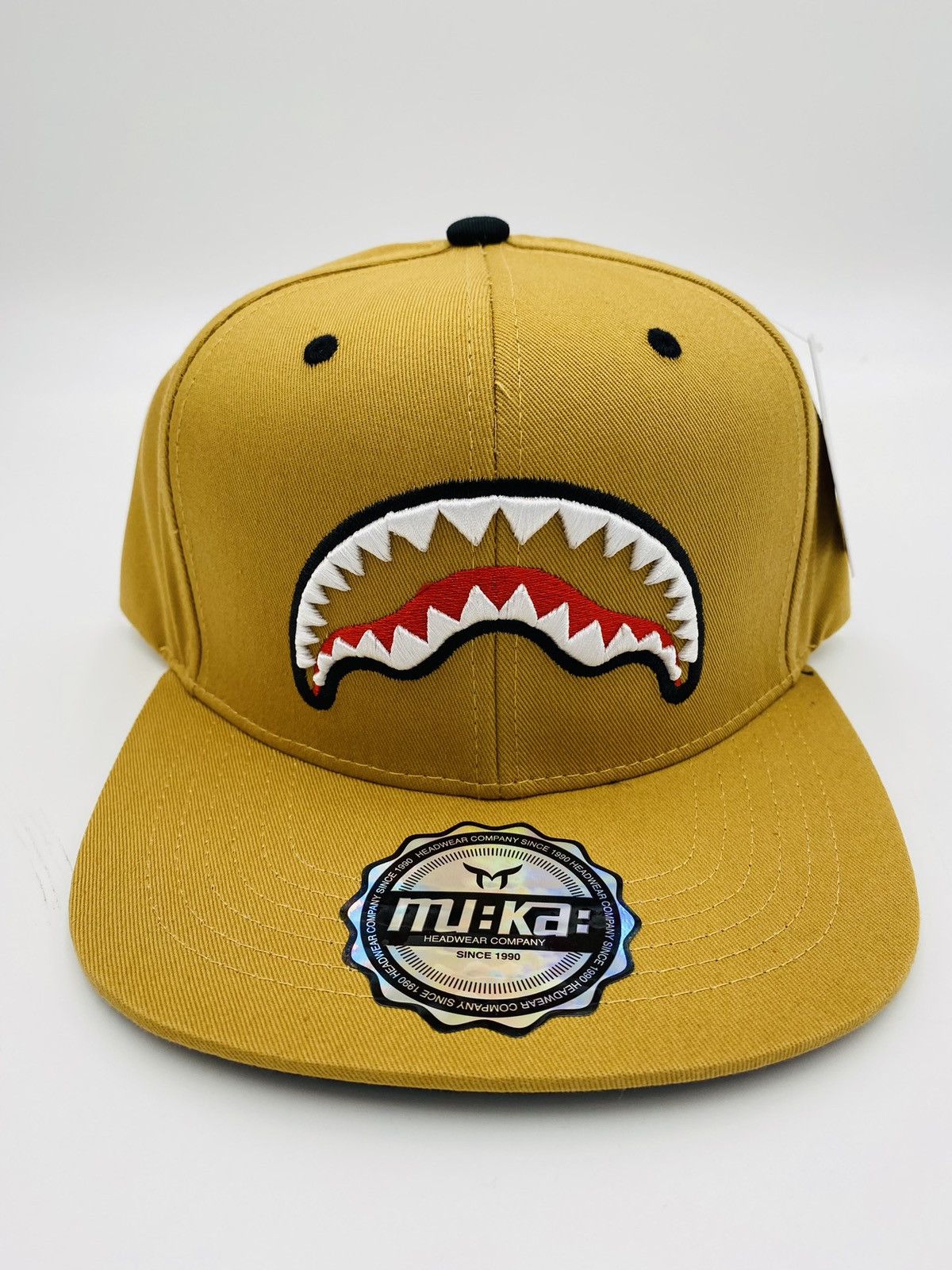 Streetwear × Vintage A Bathing Shark Teeth Vintage Wheat Adjustable ...