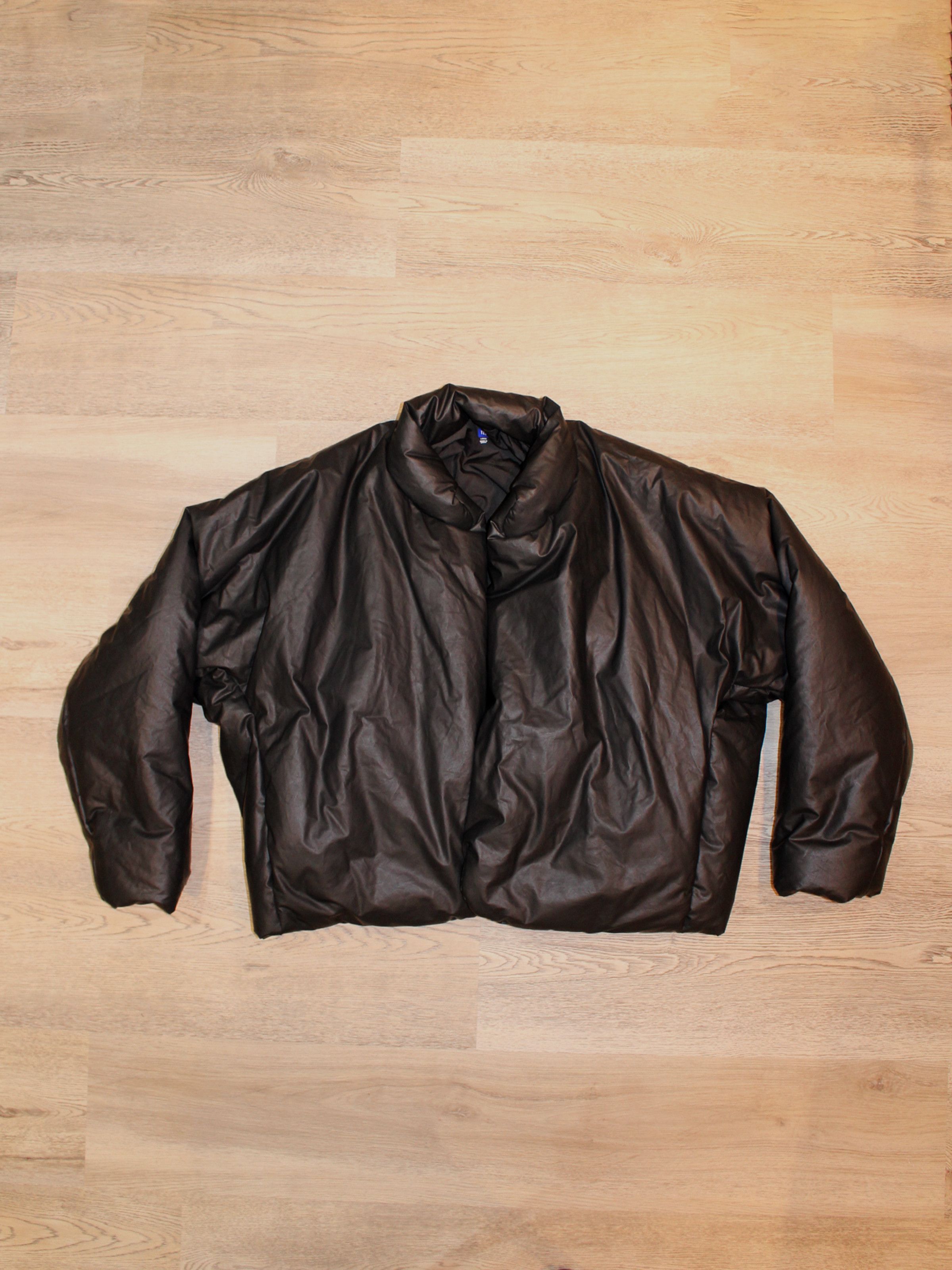 Gap × Kanye West yeezy gap round jacket kanye west puffer large black ...