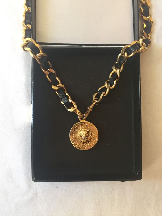 Chanel Gold & Leather Lion Chain | Grailed