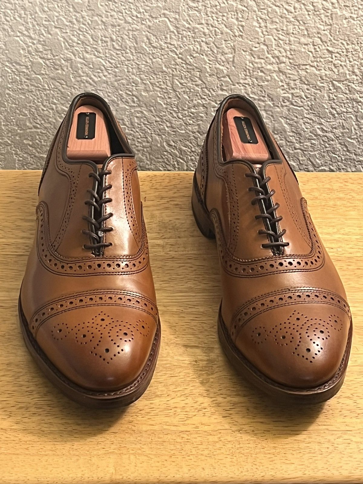 Allen Edmonds Allen Edmonds strand oxfords in walnut leather | Grailed