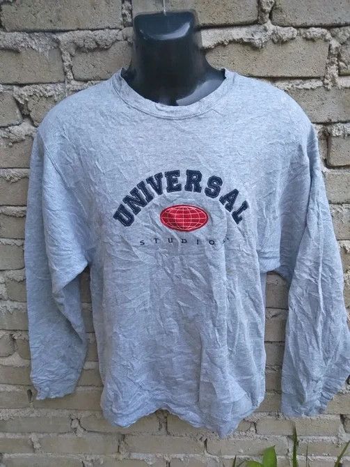 Vintage 🔥 90s UNIVERSAL STUDIOS Big Logo Crewneck | Grailed