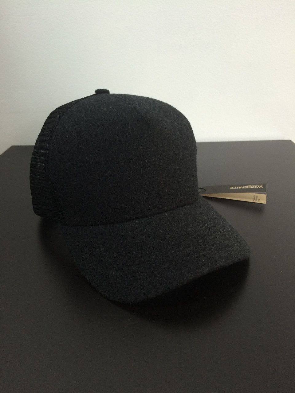 James Perse Yosemite Trucker Hat Charcoal | Grailed