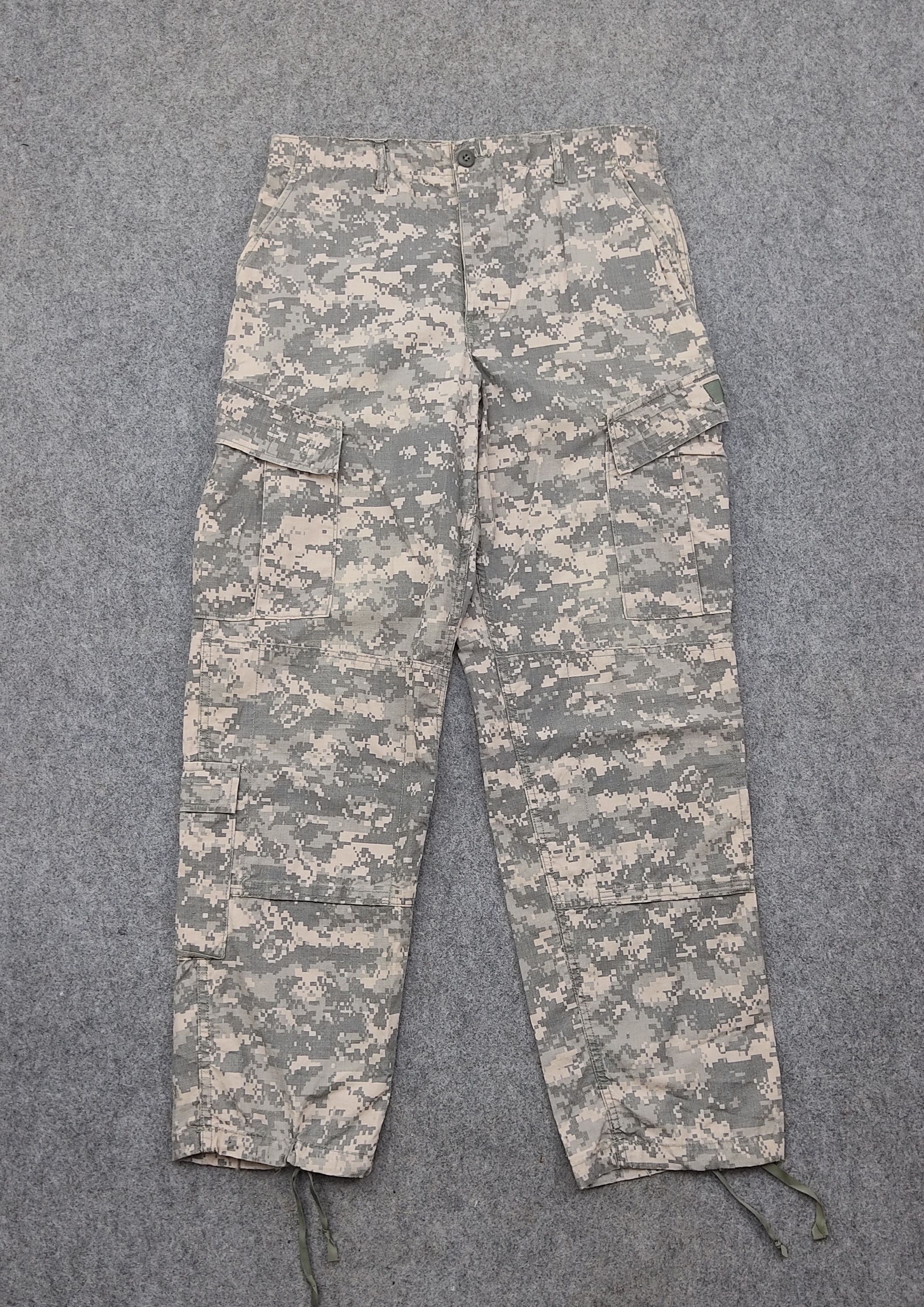 Military × Streetwear × Vintage Vintage Army Military Cargo Pants | Grailed