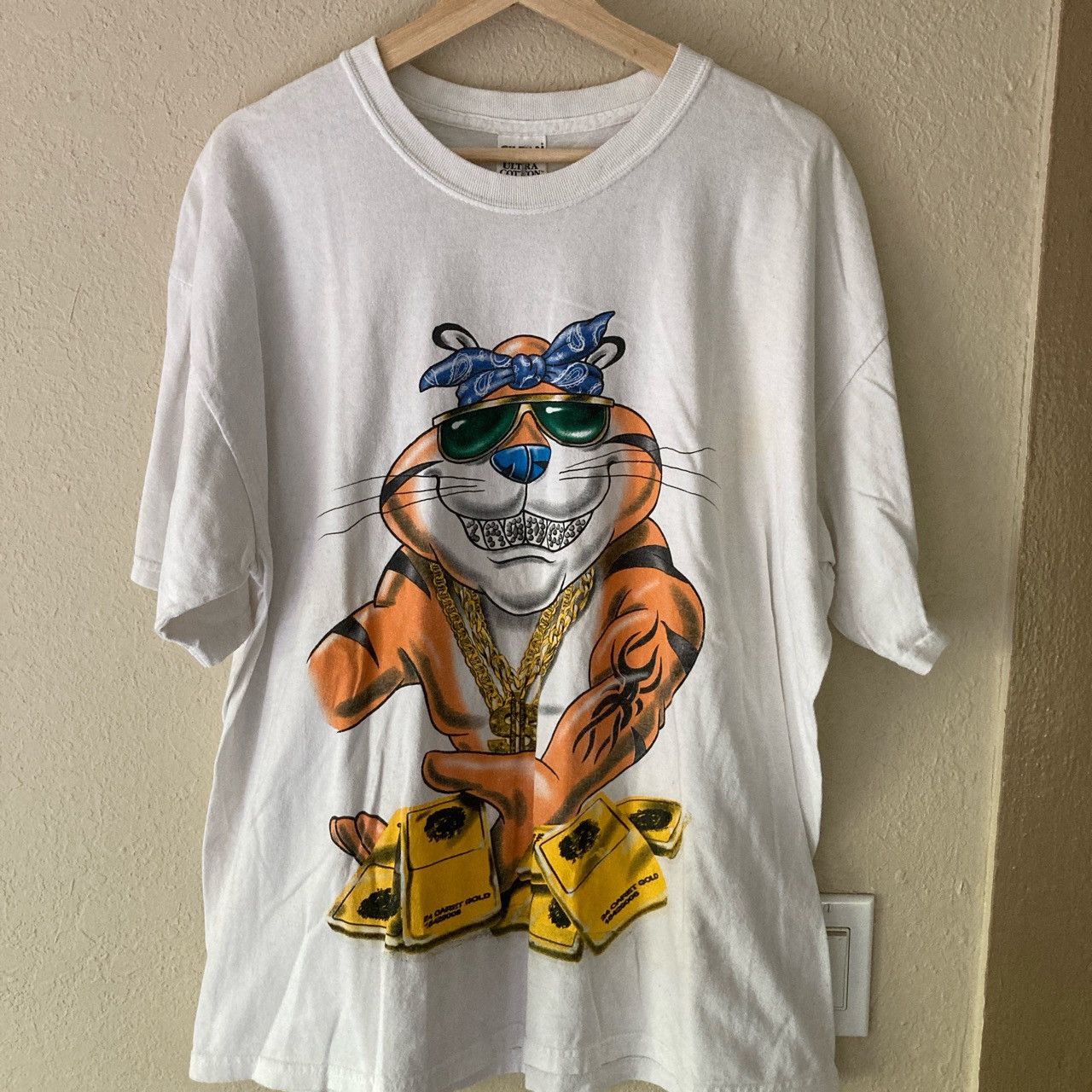 Made In Usa × Streetwear × Vintage Vintage gangster Tony the Tiger ...