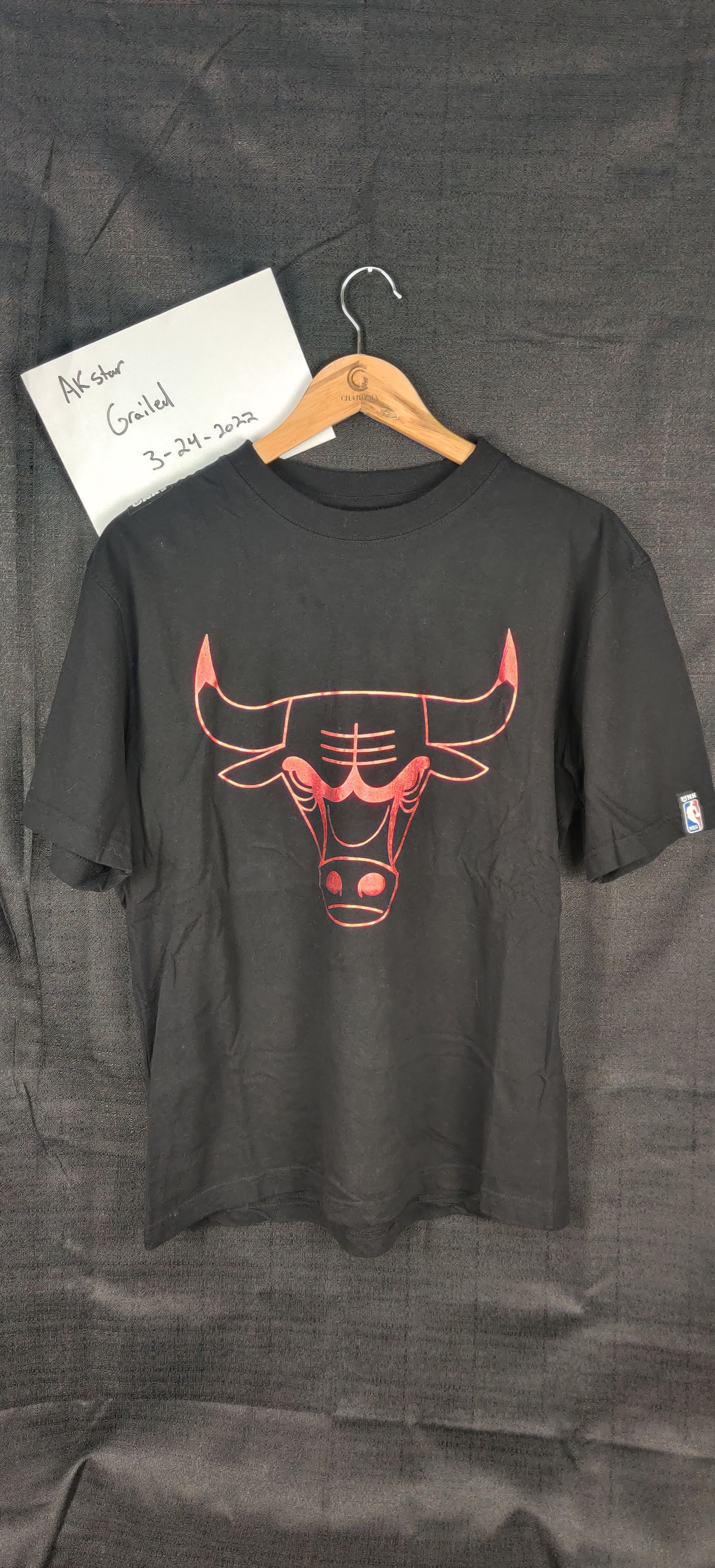 Chicago Bulls × NBA × Vintage Chicago Bulls Logo Outline Retro Tee ...