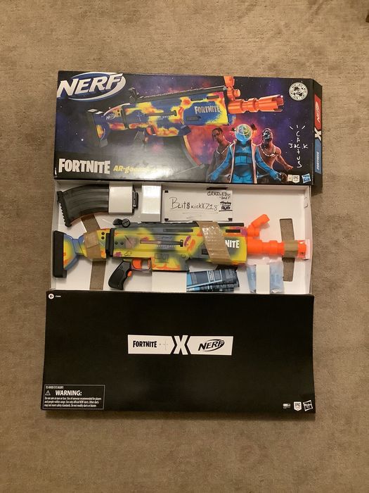 Travis Scott Travis Scott Nerf Gun | Grailed