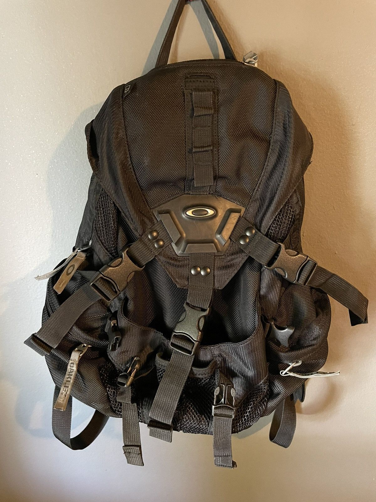 Oakley × Vintage Vintage Oakley Mini Icon backpack | Grailed