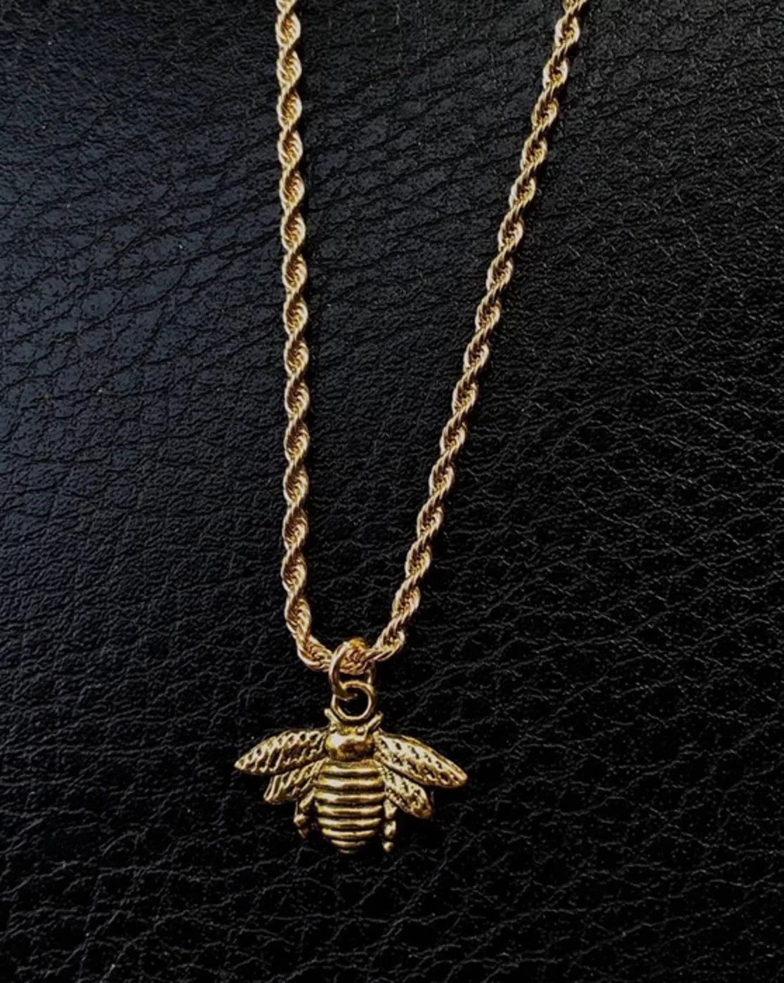 Vintage Tyler The Creator Flower Boy Gold Bee Pendant Necklace 20” 22 ...